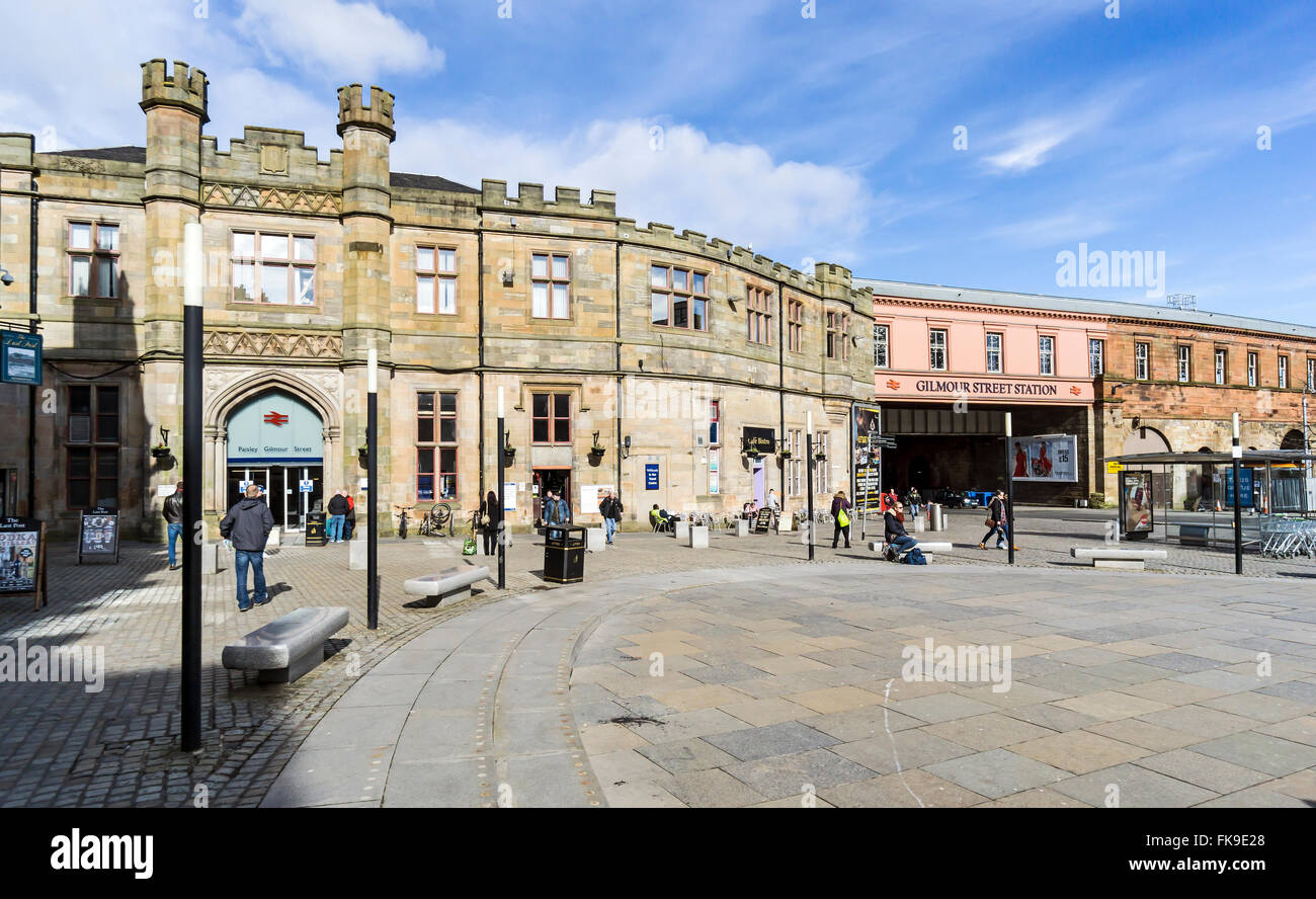Gilmour Street Railway Station in central Paisley Rrenfrewshire ...