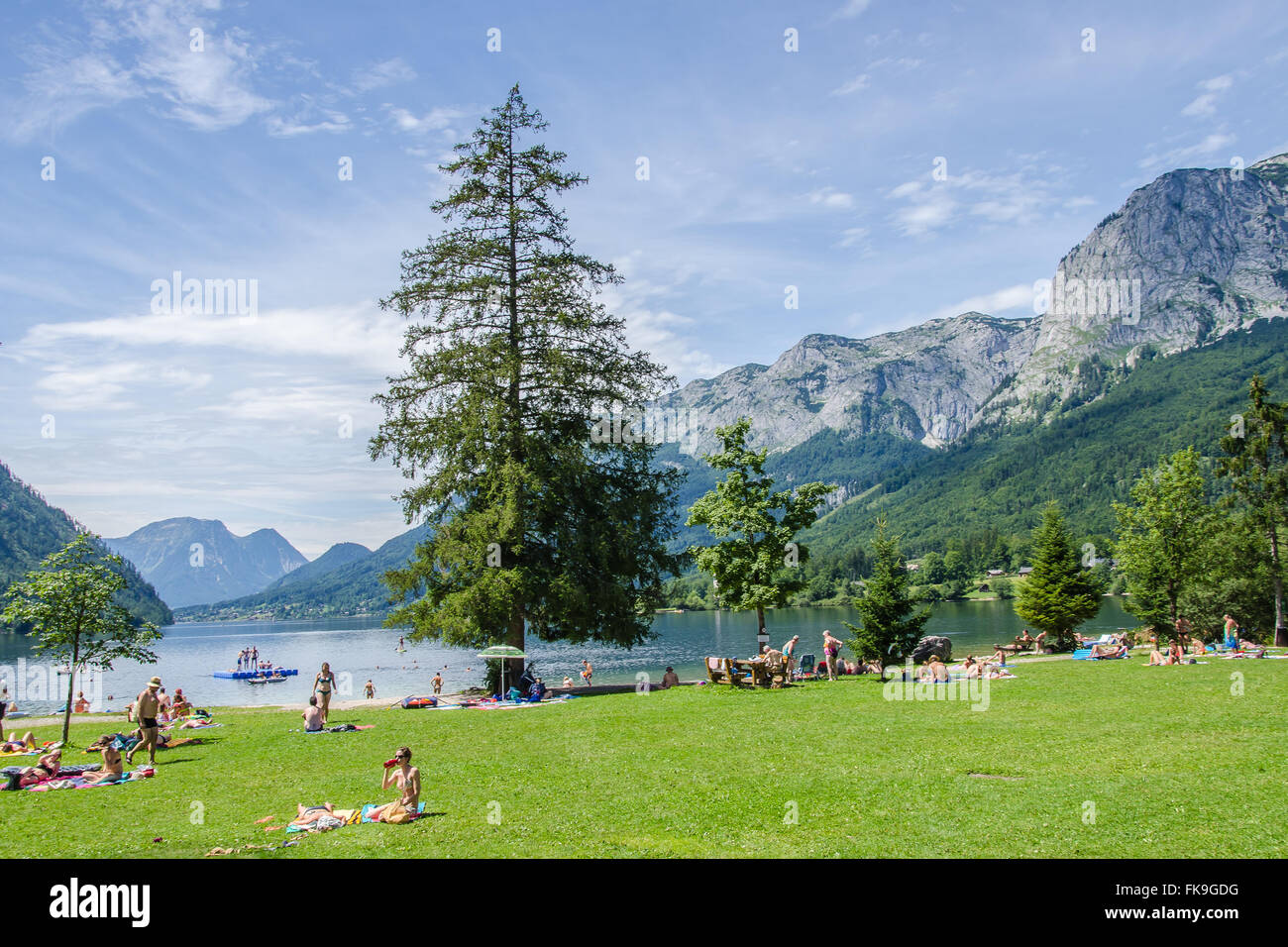 Grundlsee hi-res stock photography and images - Alamy