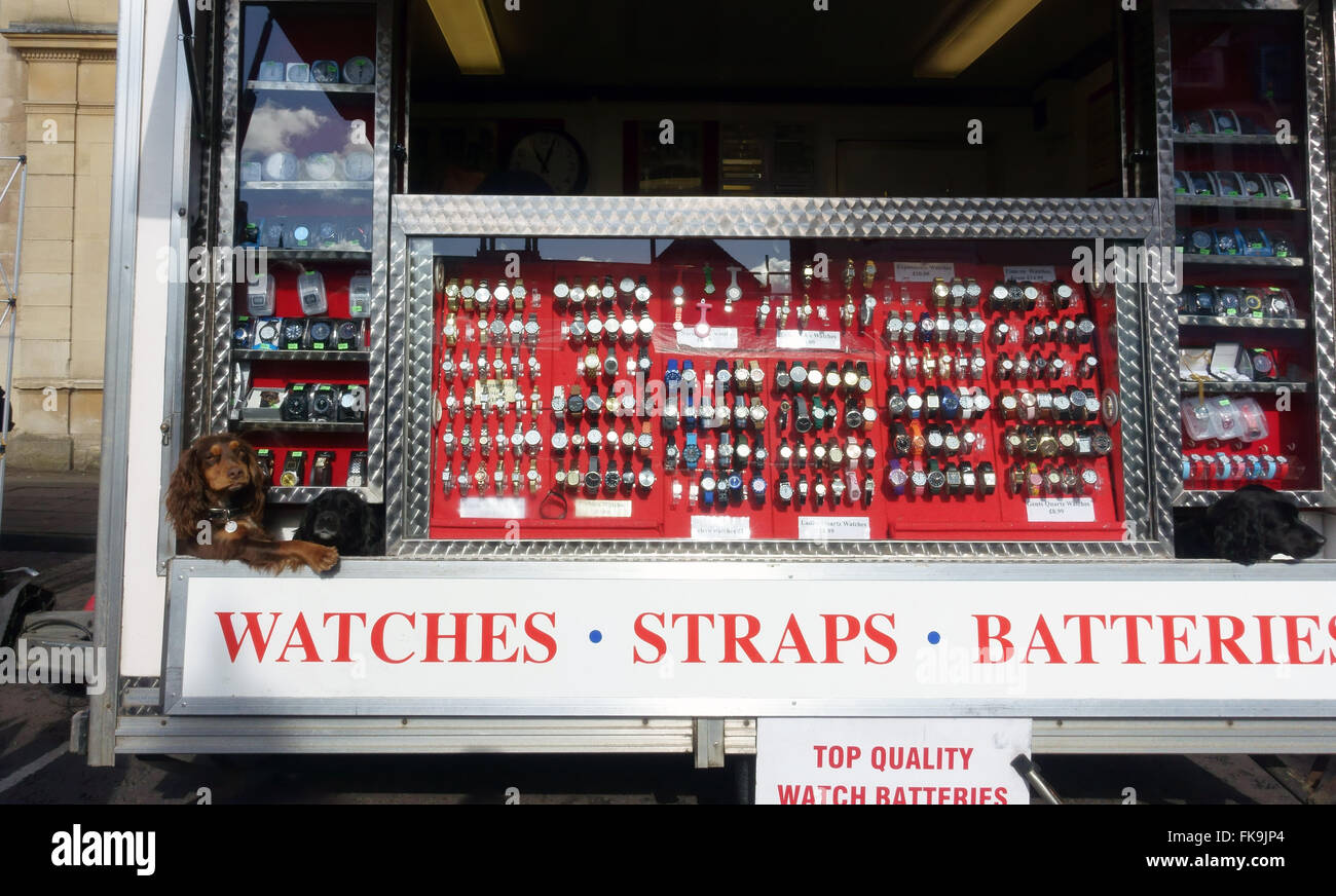 Watch stall market hi-res stock photography and images - Alamy