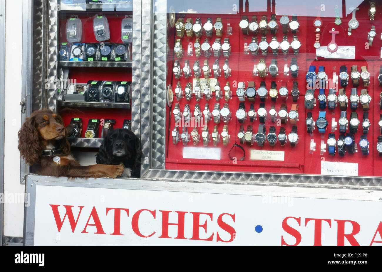 Watch stall market hi-res stock photography and images - Alamy