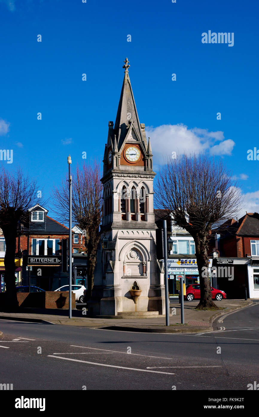 THE CLOCK TOWER, THE TRIANGLE, BITTERNE PARK Stock Photo - Alamy