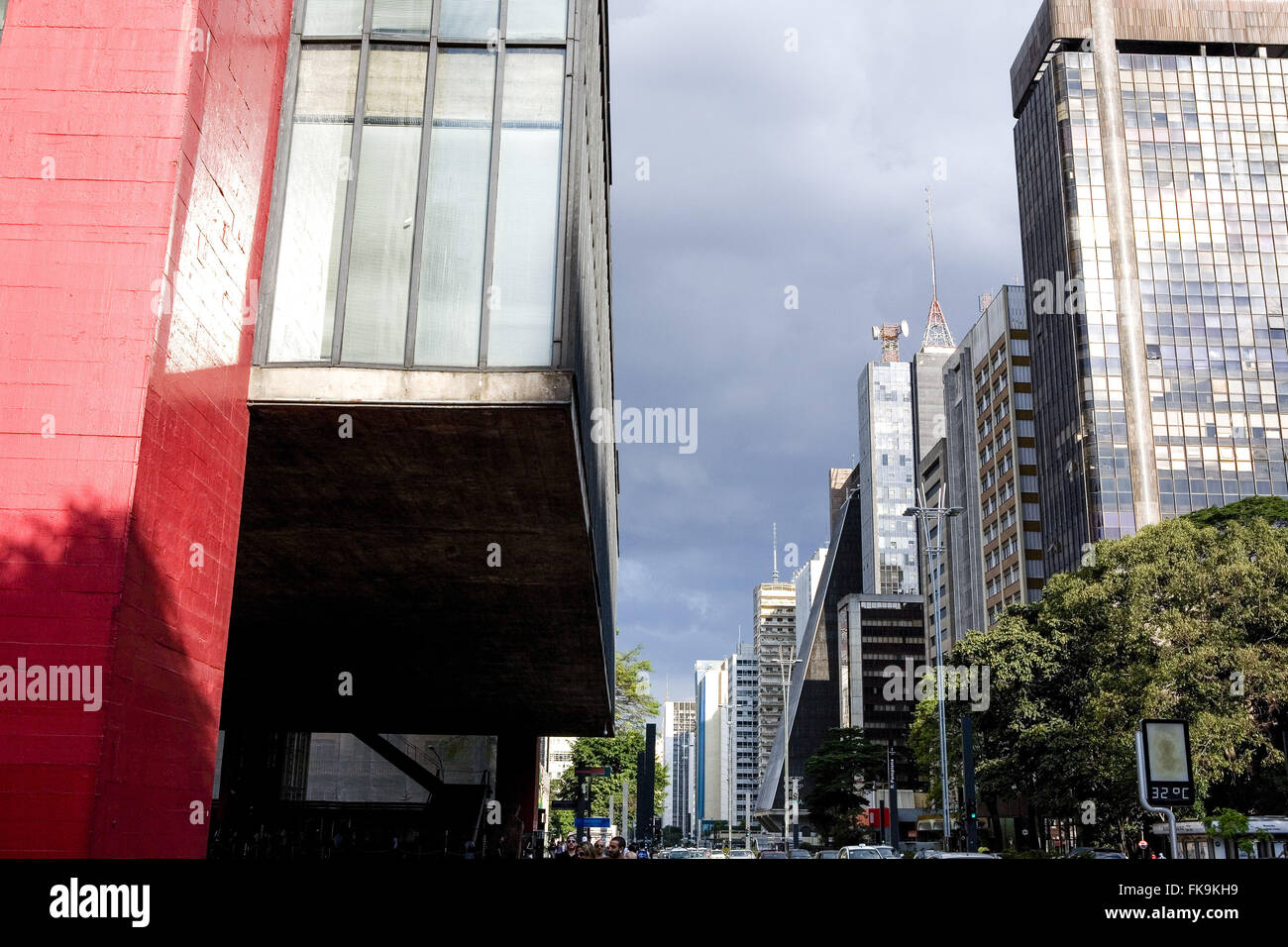 Detail of buildings and MASP Museum of Art Sao Paulo Assis ...