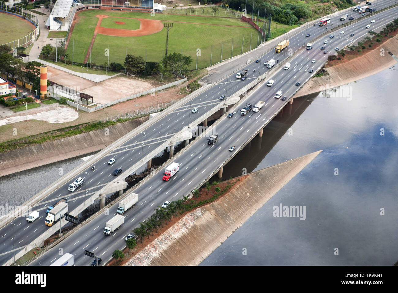 Traffic in marginal tietê hi-res stock photography and images - Alamy