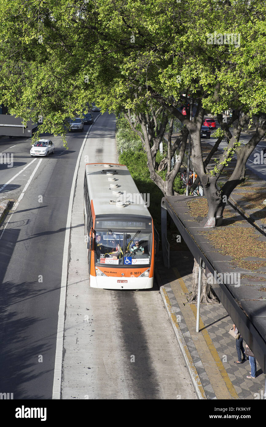 Driving bus lane hi-res stock photography and images - Alamy
