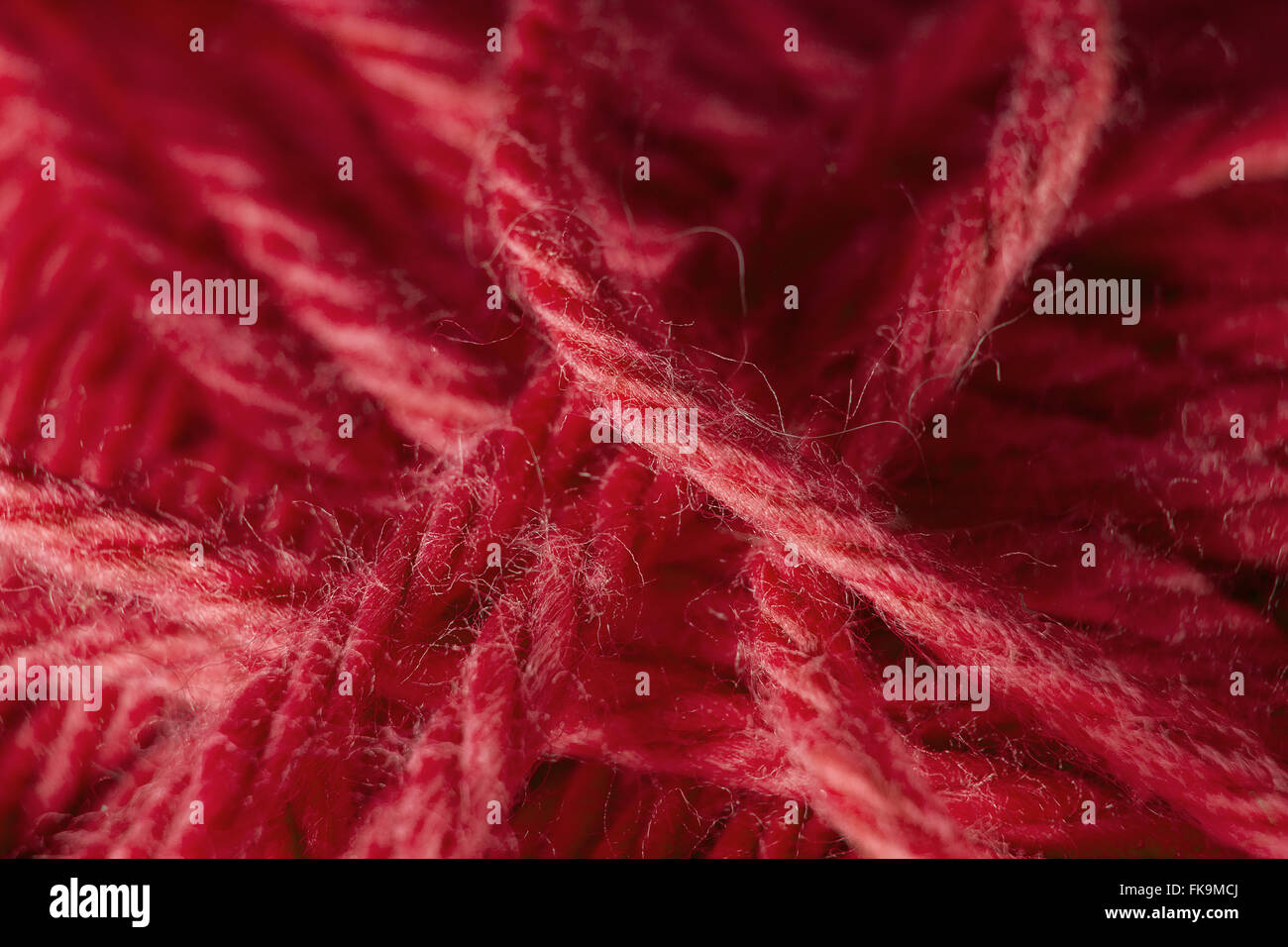 Red wool texture hi-res stock photography and images - Alamy