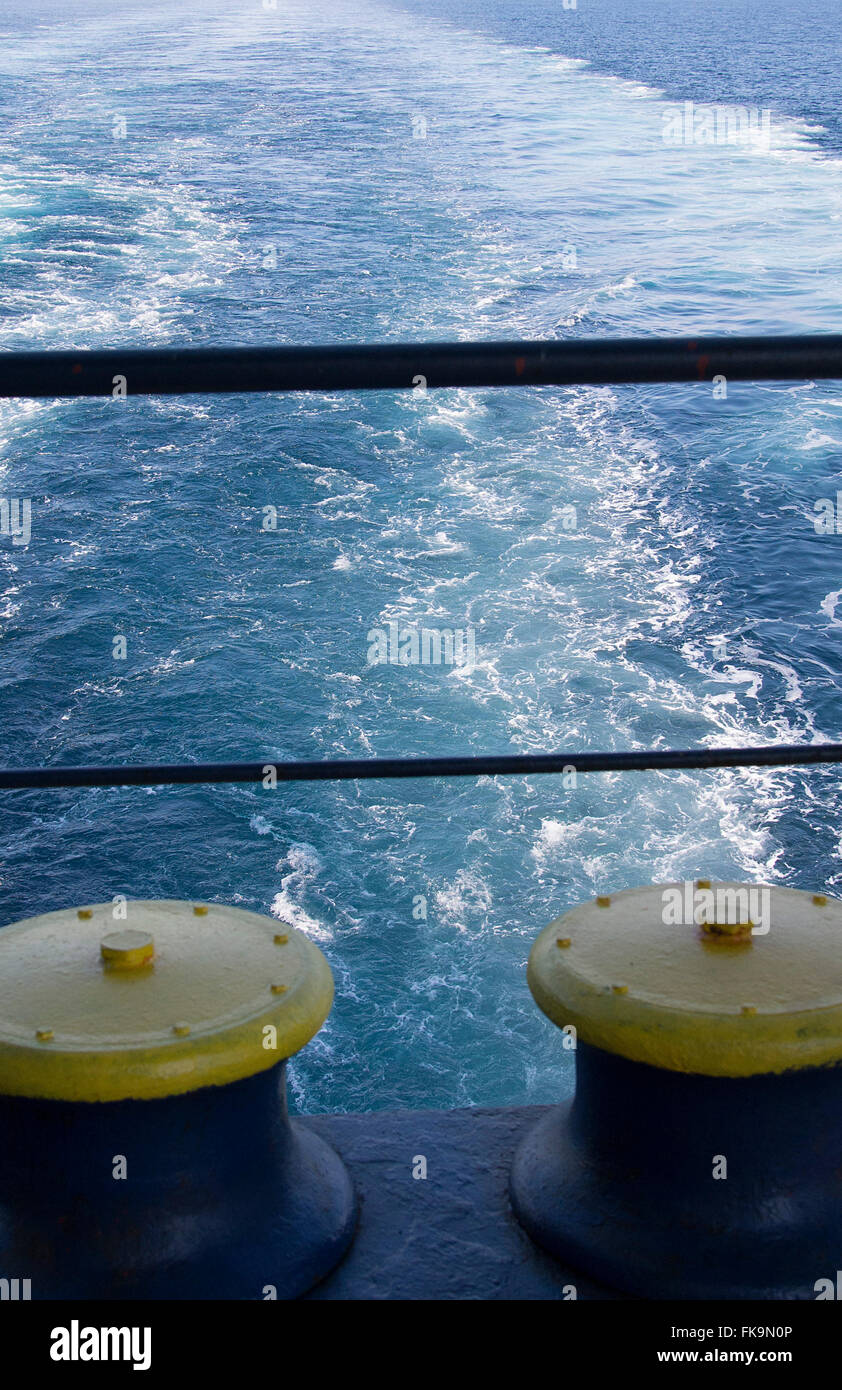 Utrillo Container ship Marine bollards mooring equipment at ship's ...