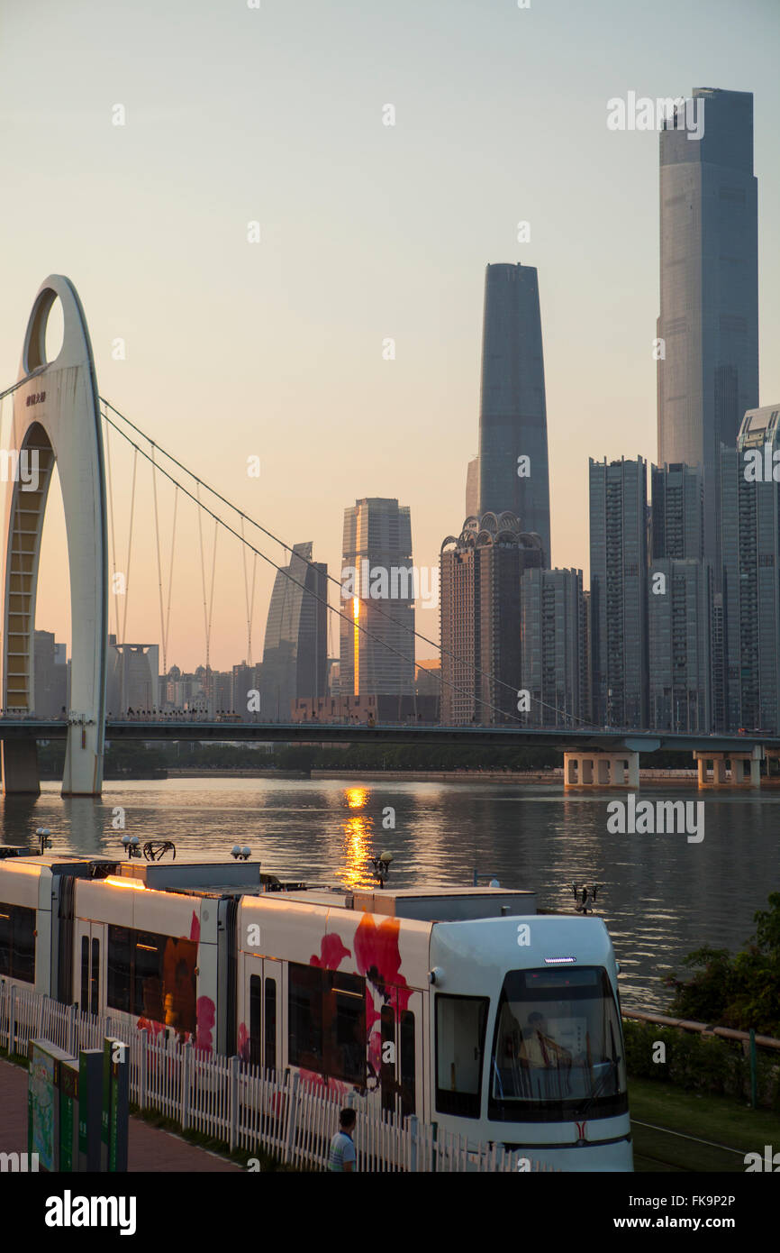 Guangzhou bridge china bridge hi-res stock photography and images - Alamy