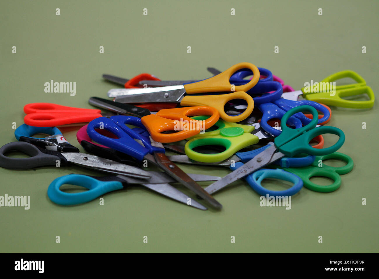 Children scissors crafts hi-res stock photography and images - Alamy