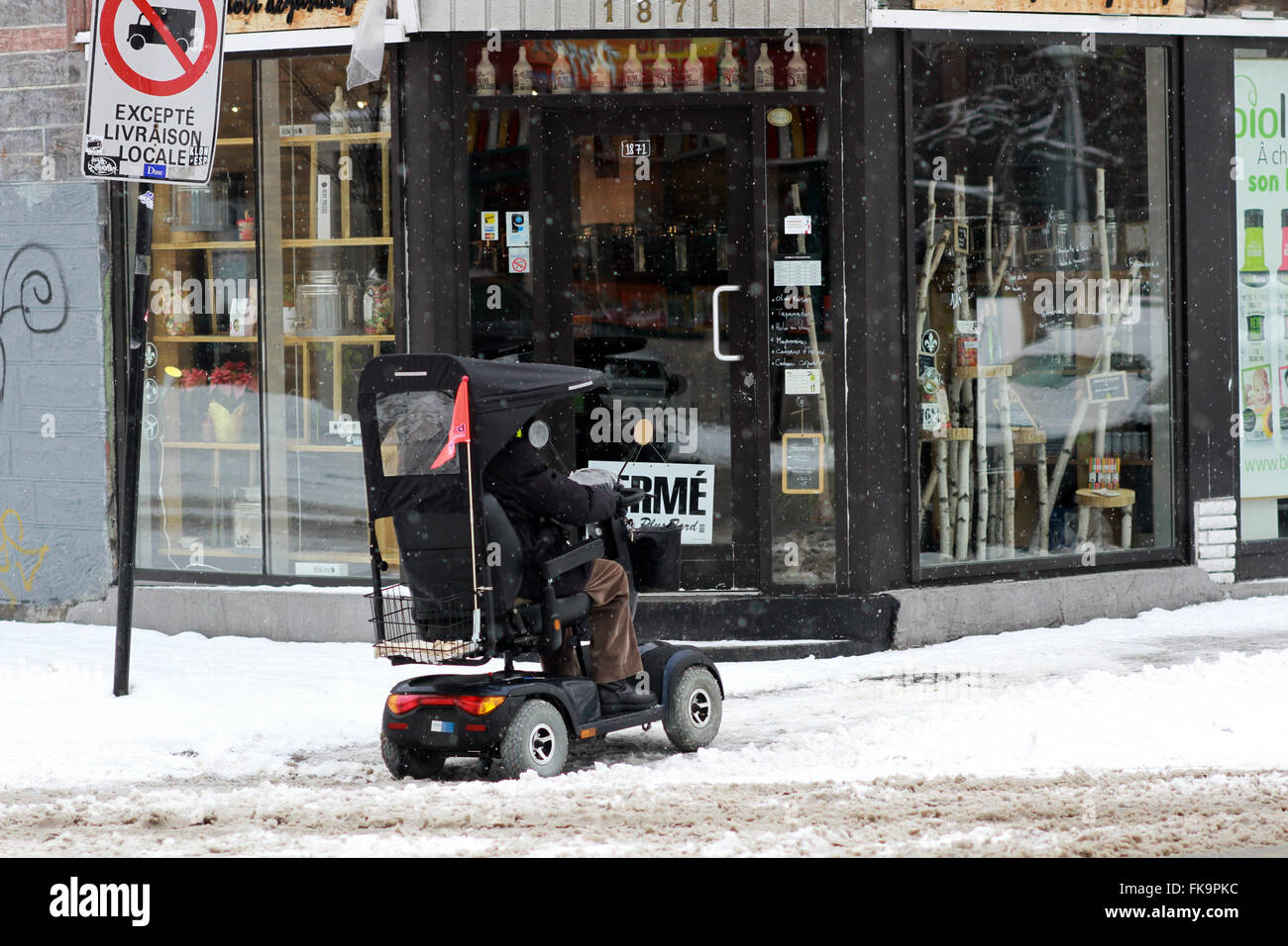 Montreal, Quebec, Canada. 7th March, 2016. Canada Weather: Residents of ...
