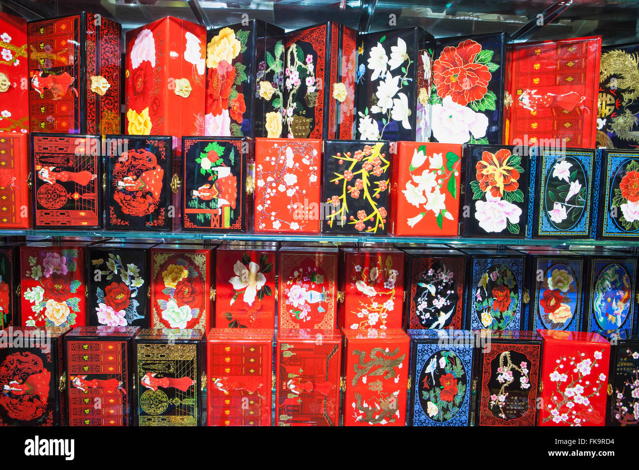 Lacquer hi-res stock photography and images - Alamy