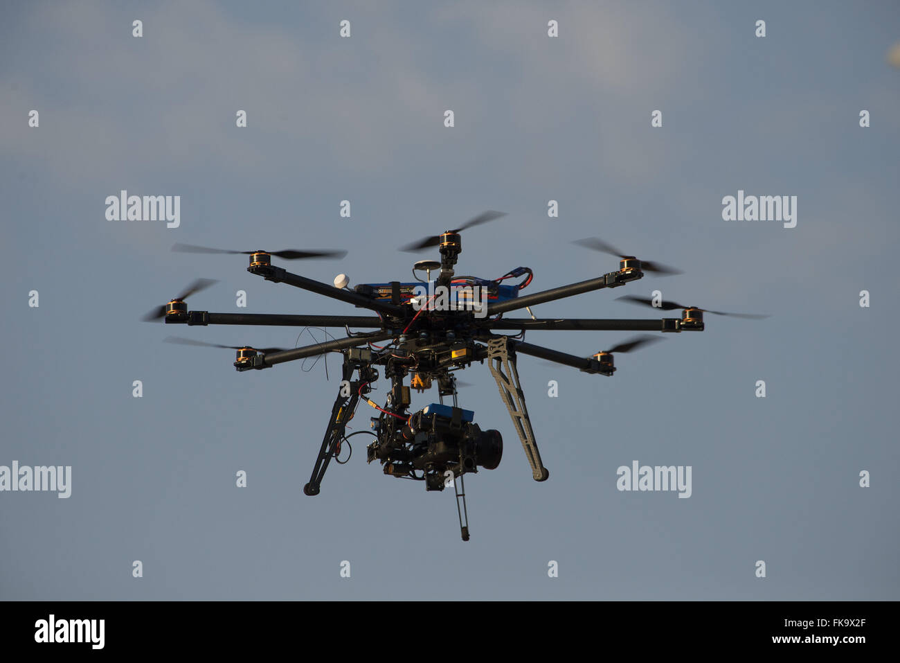 Multirotor hi-res stock photography and images - Alamy