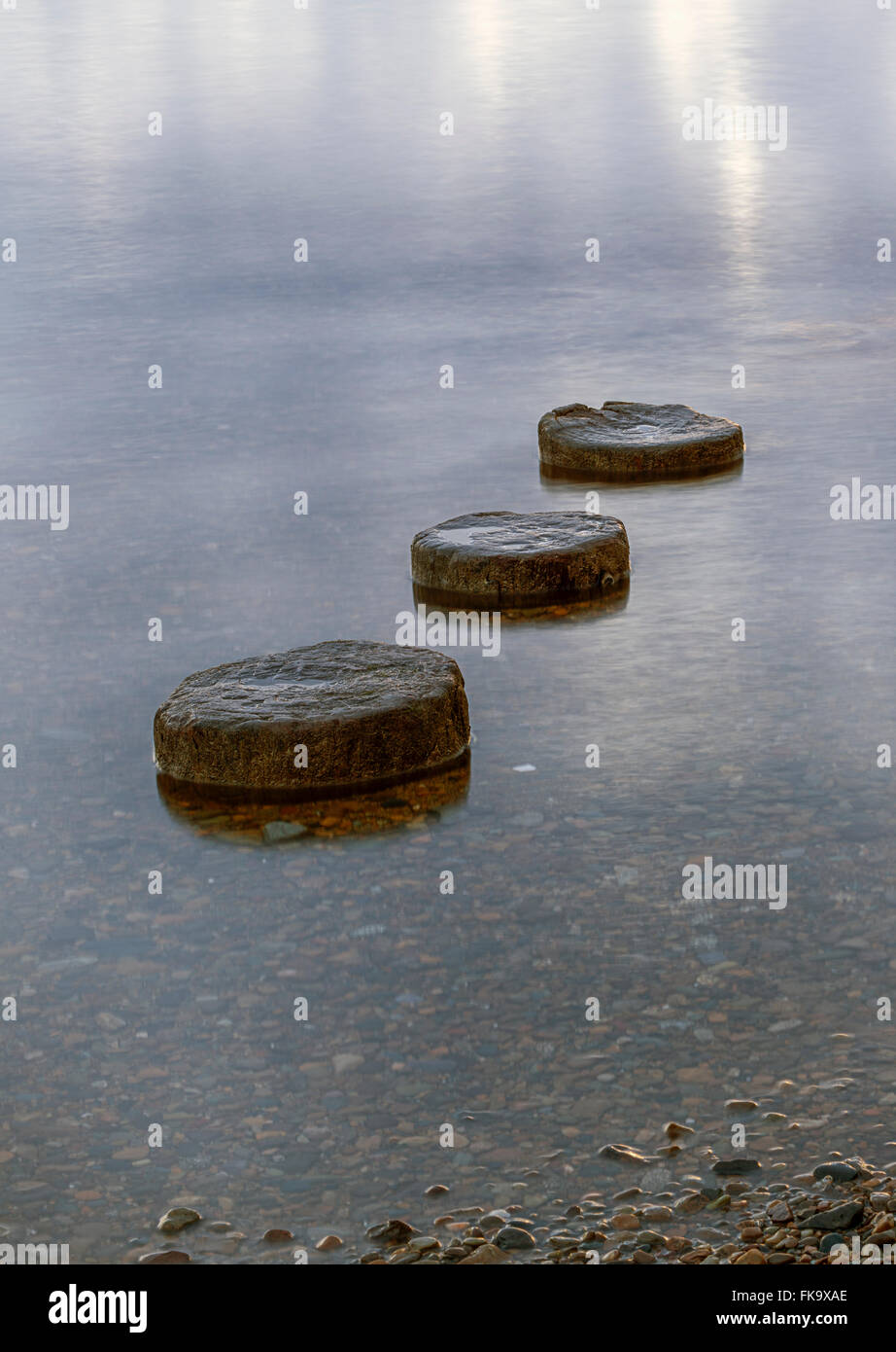 Objects in water hi-res stock photography and images - Alamy
