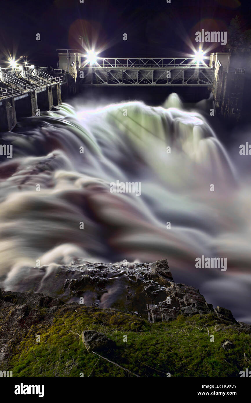 View of Post Falls Dam in evening Stock Photo - Alamy
