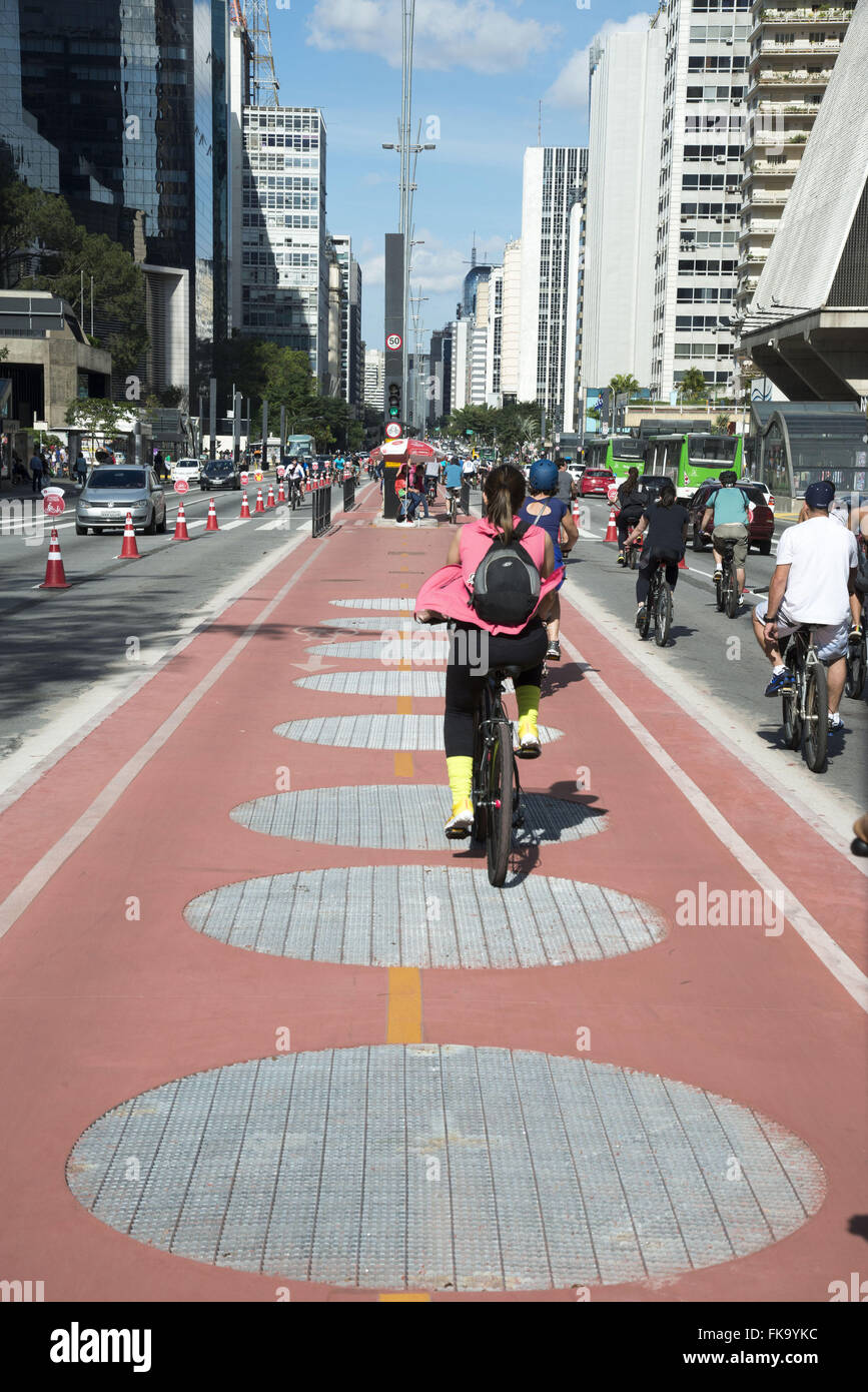 Ciclovia hi-res stock photography and images - Alamy