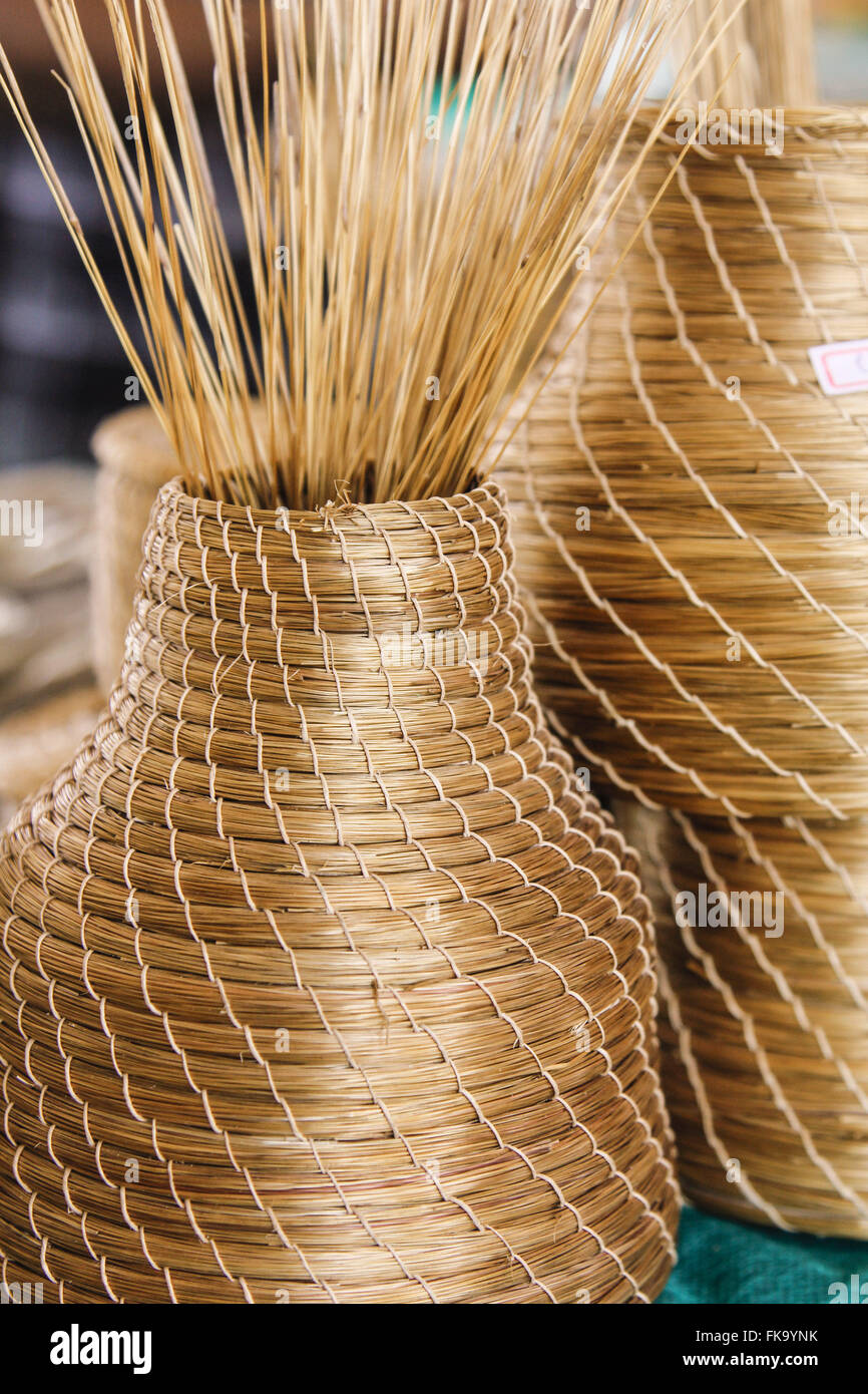 Grass craft hi-res stock photography and images - Alamy