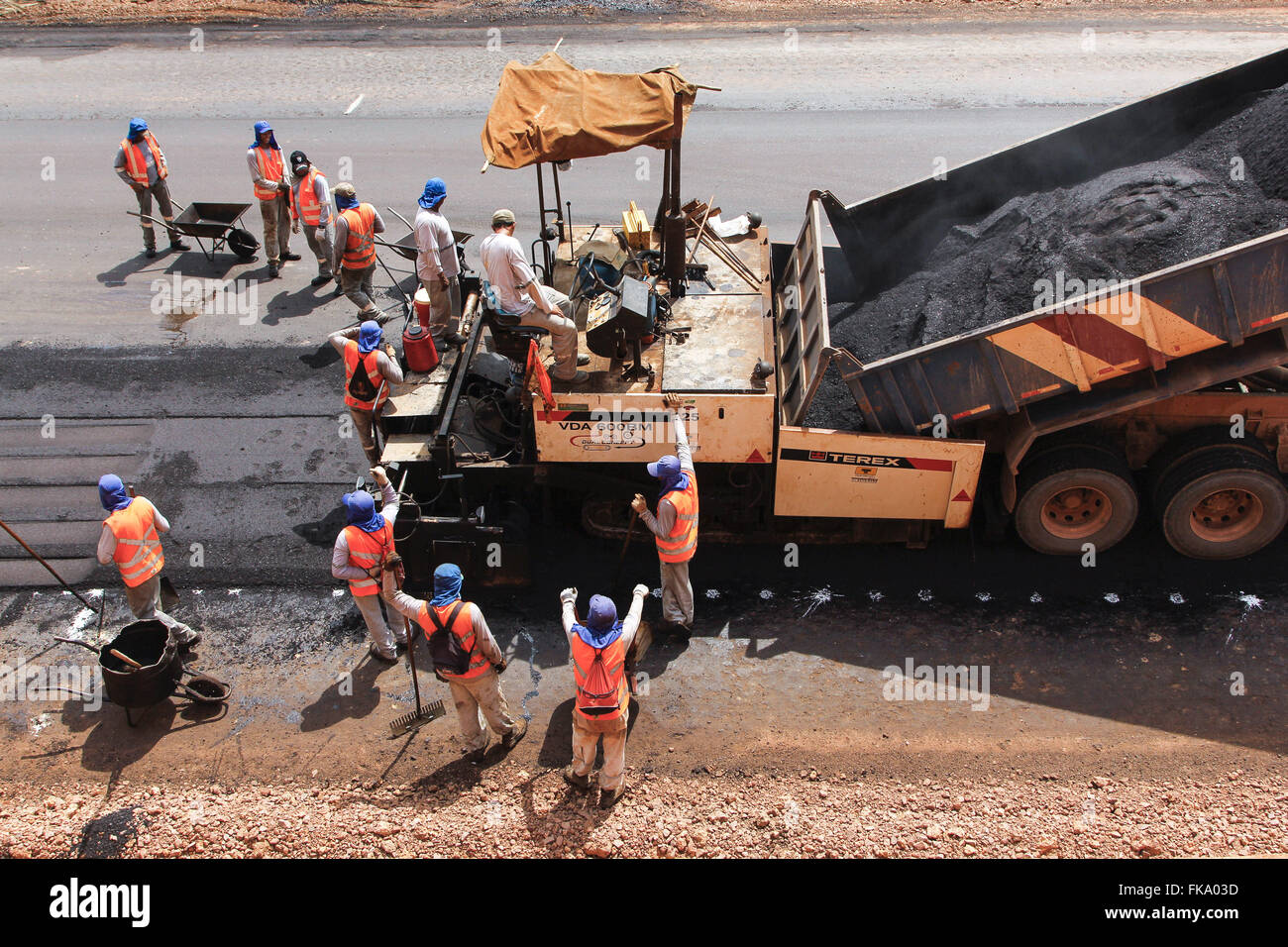 Paving works hi-res stock photography and images - Alamy