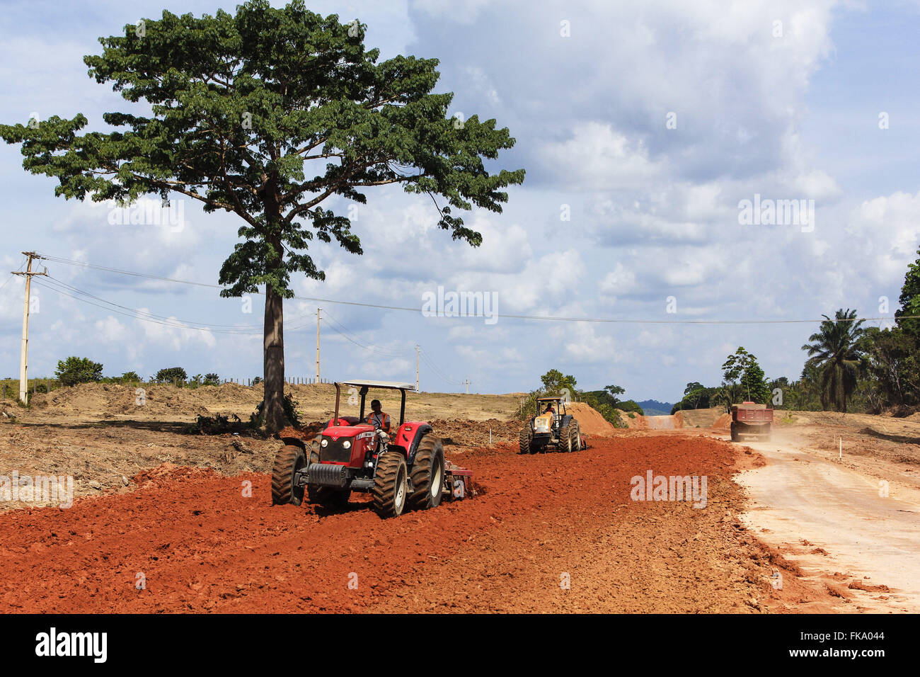 Earthmoving hi-res stock photography and images - Alamy