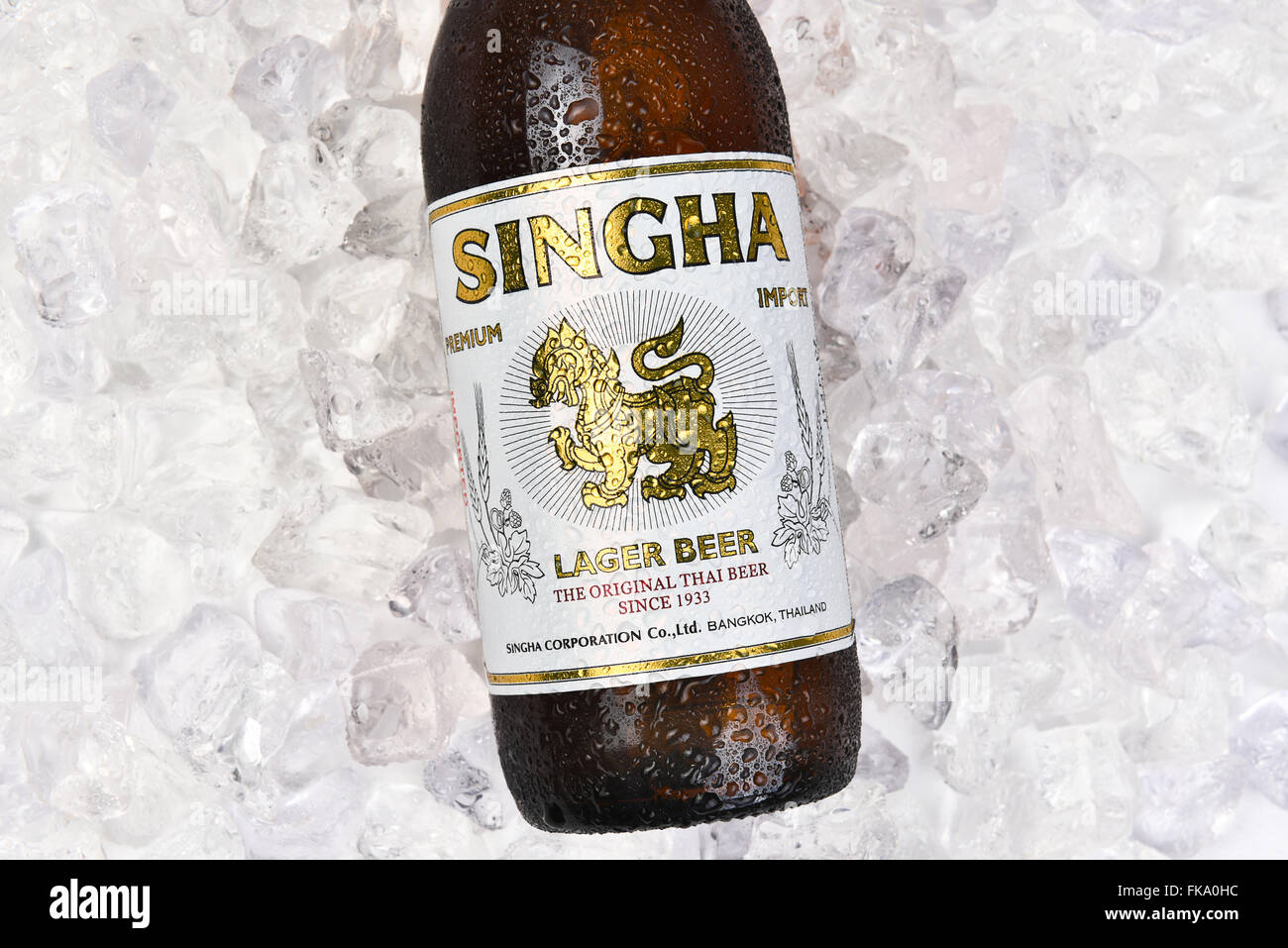 Singha Beer Bottle High Resolution Stock Photography and Images - Alamy