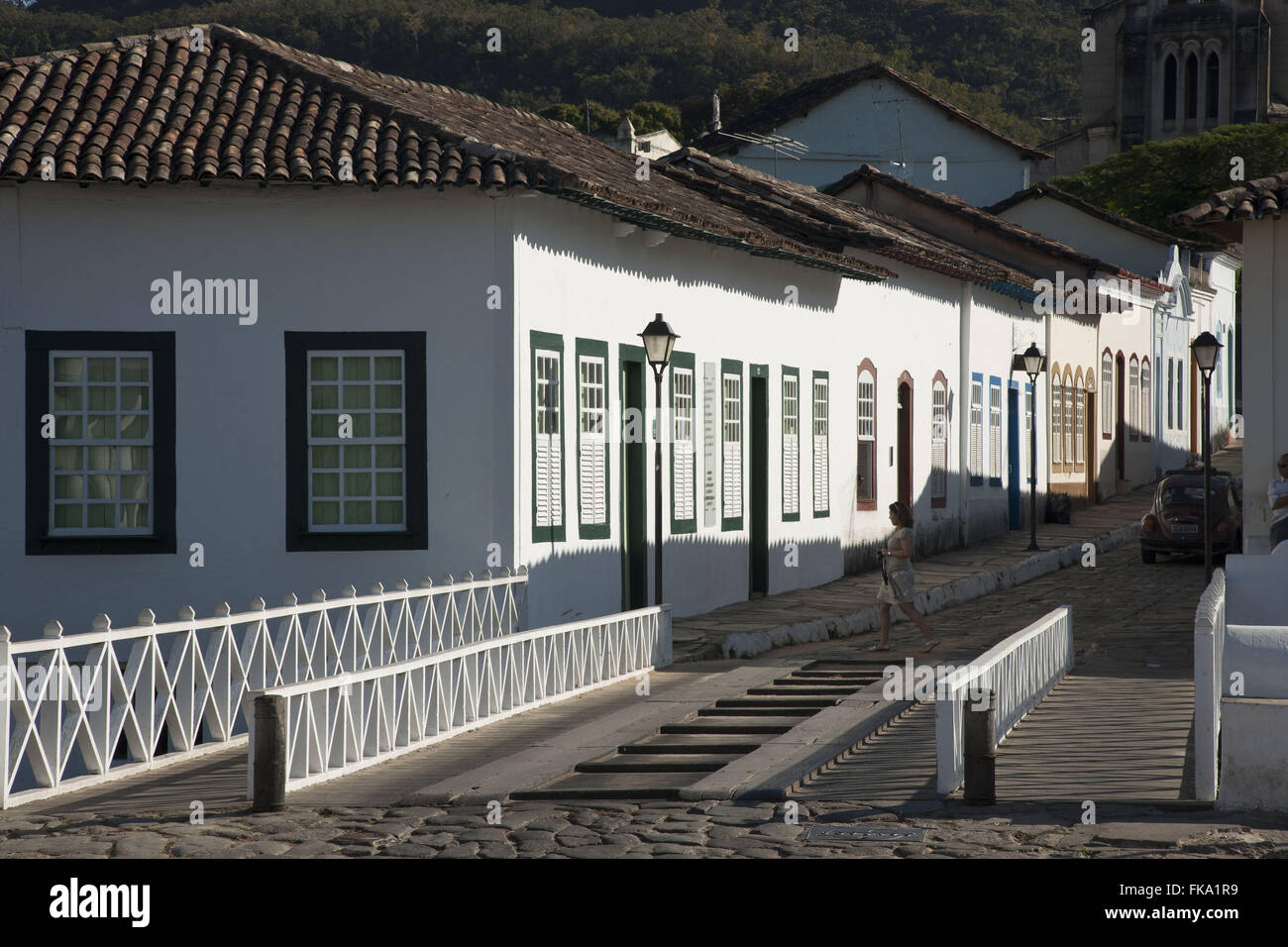 Bridge House Museum and Carmo Cora Coralina on the bank of the Red ...