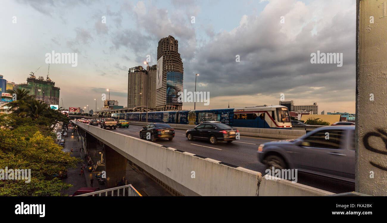 taksin bridge bangkok Stock Photo - Alamy