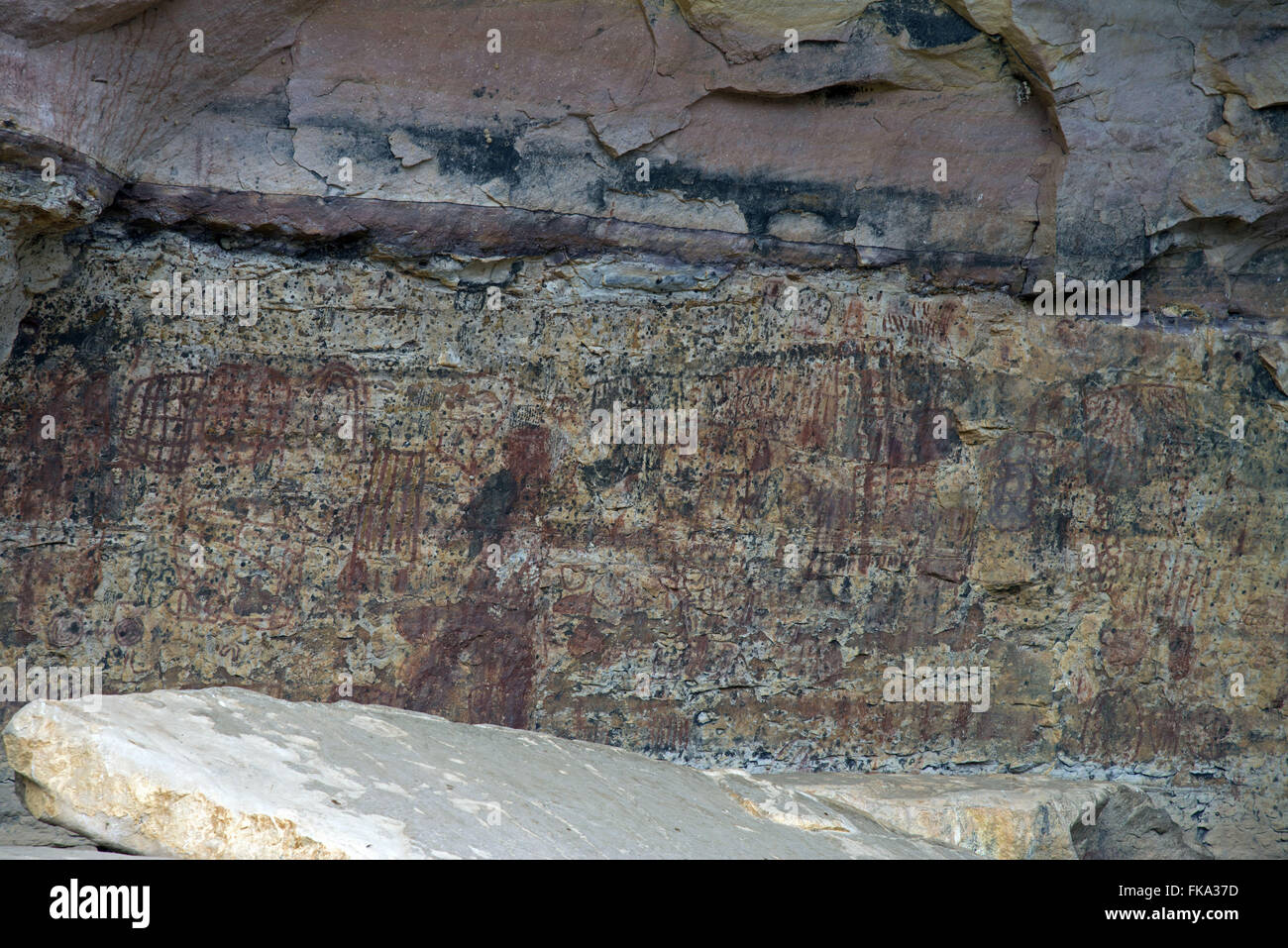 Rock inscriptions at the archaeological site Alcobaca - Catimbau ...