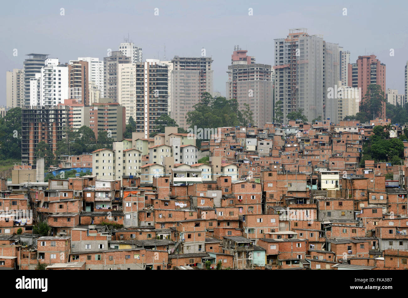 Favela Paraisópolis and buildings of Giovanni Gronchi the background ...
