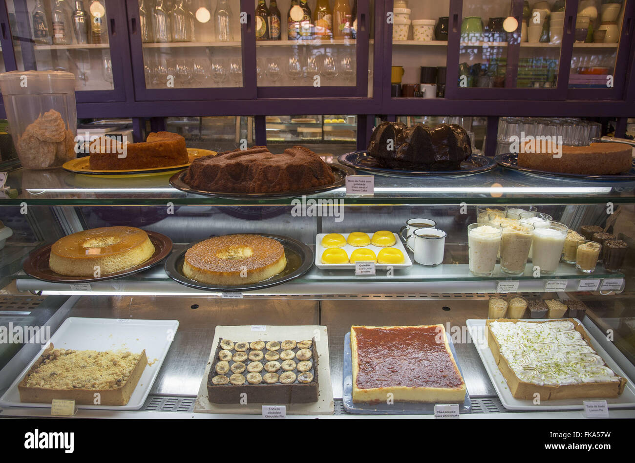 Candy counter hi-res stock photography and images - Alamy