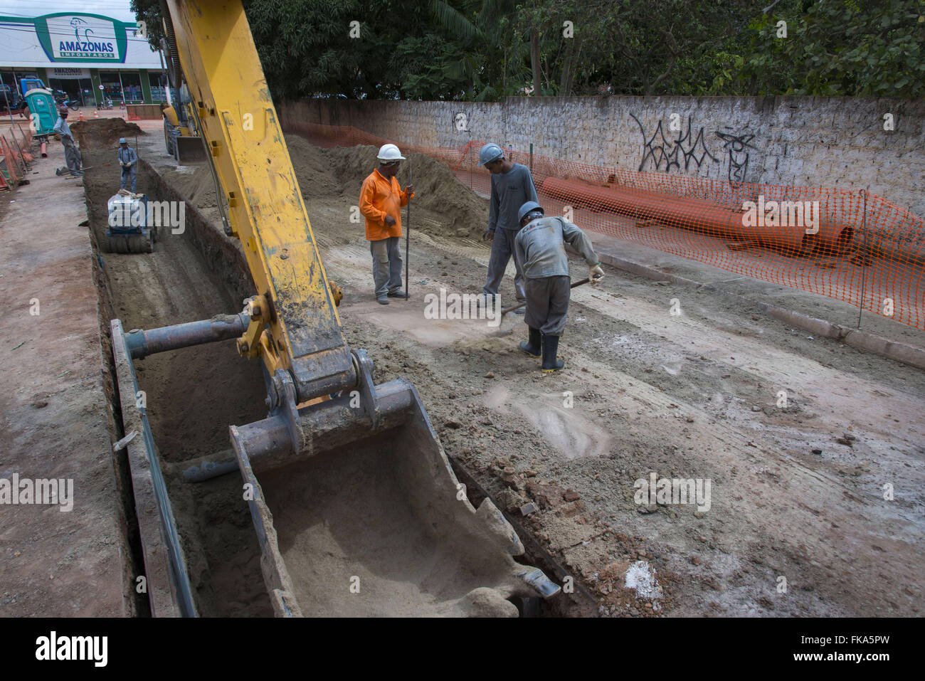 Construction of domestic sewage in the city Stock Photo - Alamy
