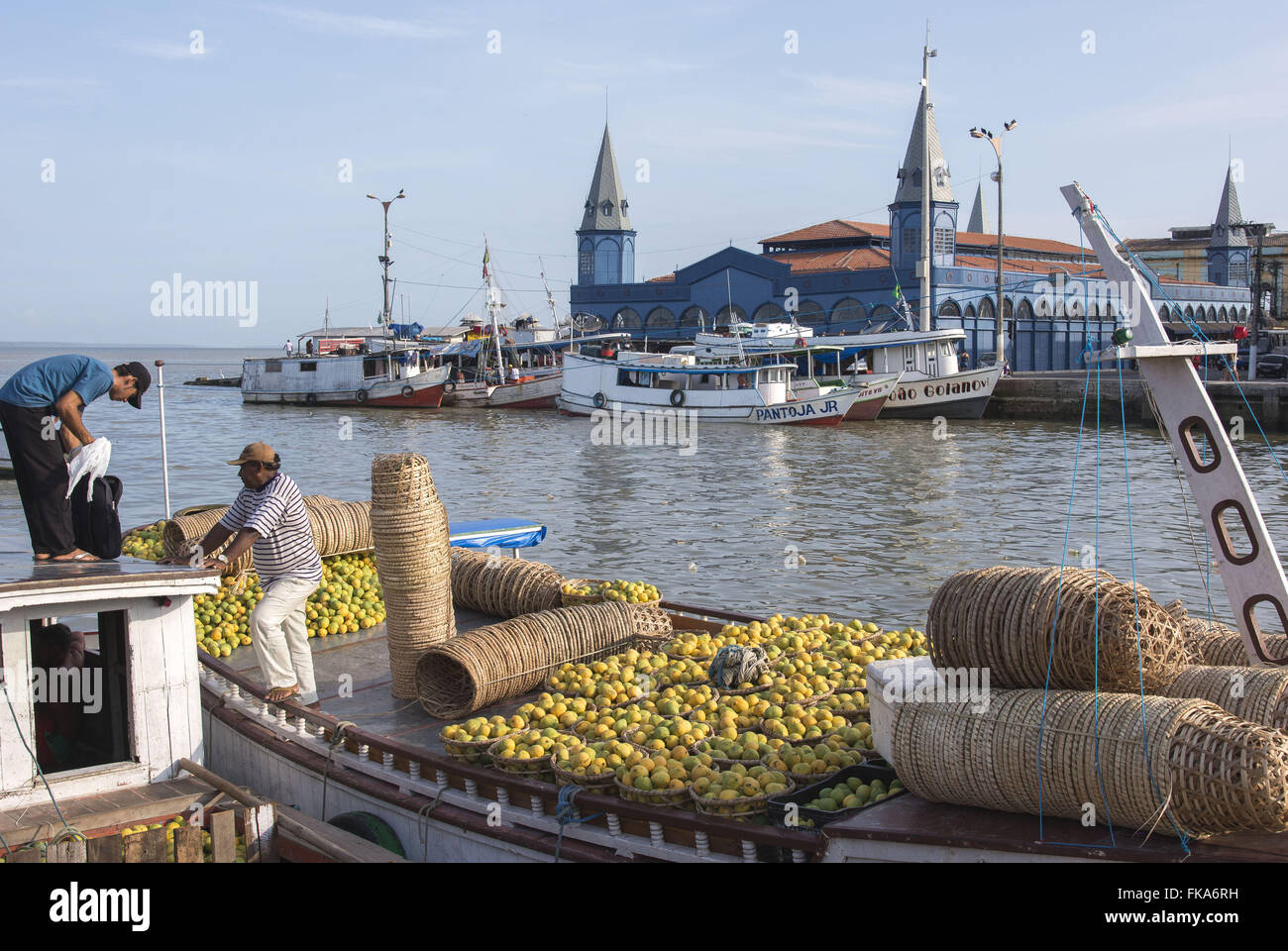 Transportation of fruit hi-res stock photography and images - Alamy