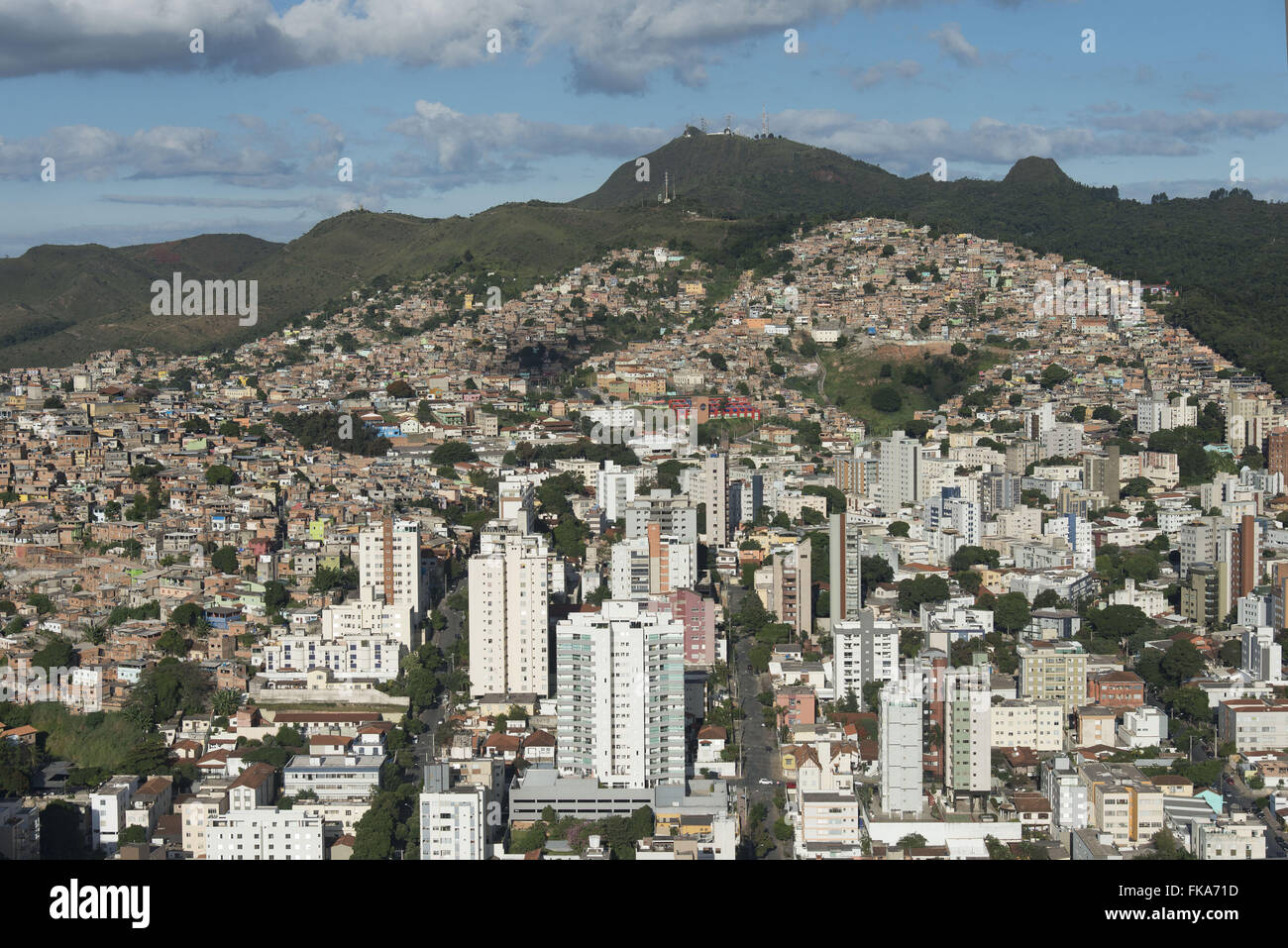 Aerial view of Favela da Serra next to middle-class buildings Stock ...