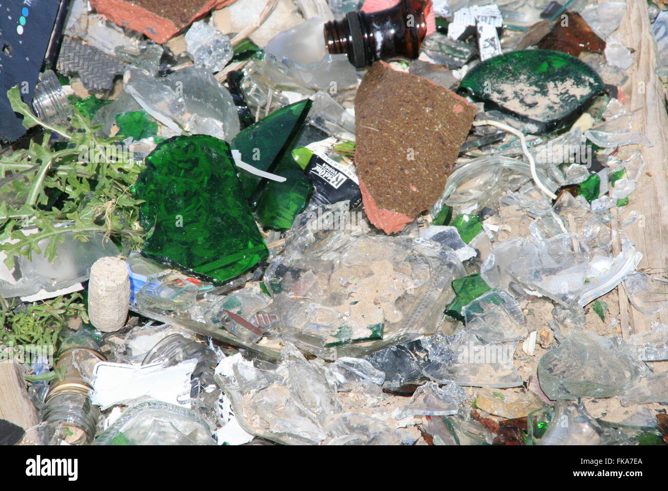 Shattered glass bottles hi-res stock photography and images - Alamy