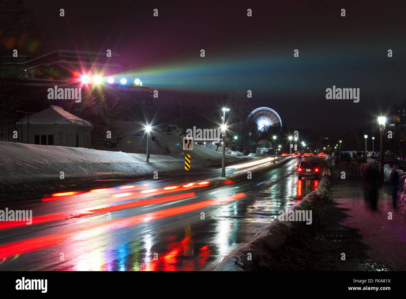 The Niagara Parkway at night. Niagara Falls, District Municipality of ...
