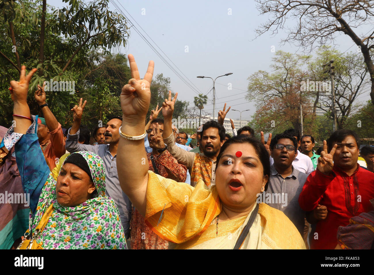 Dhaka, Bangladesh. 8th March, 2016. People celebrate in Dhaka after the ...