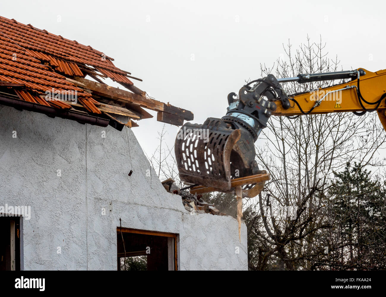 Demolishes houses hi-res stock photography and images - Alamy