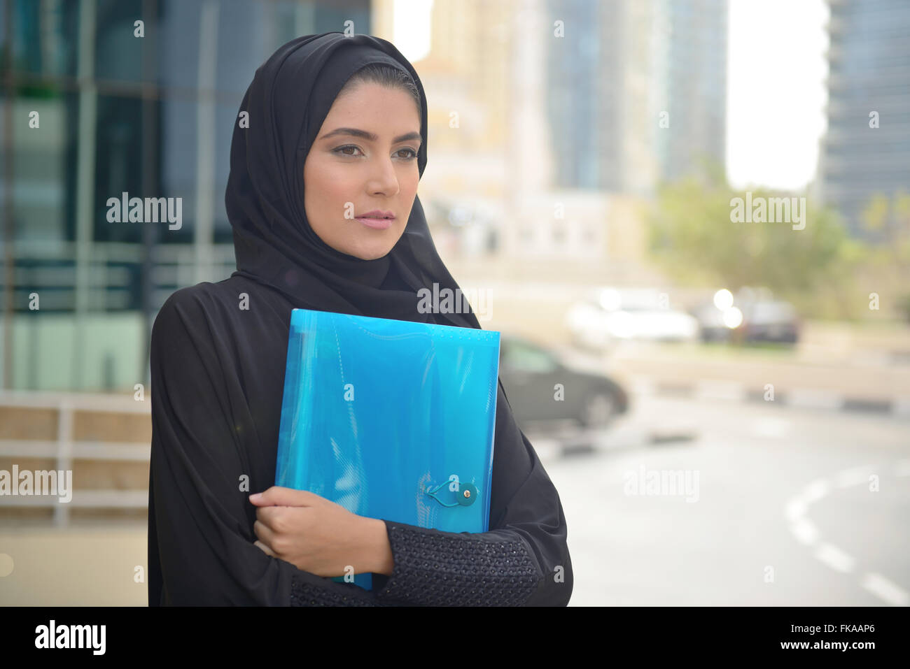 Young beautiful Emarati business woman Stock Photo - Alamy