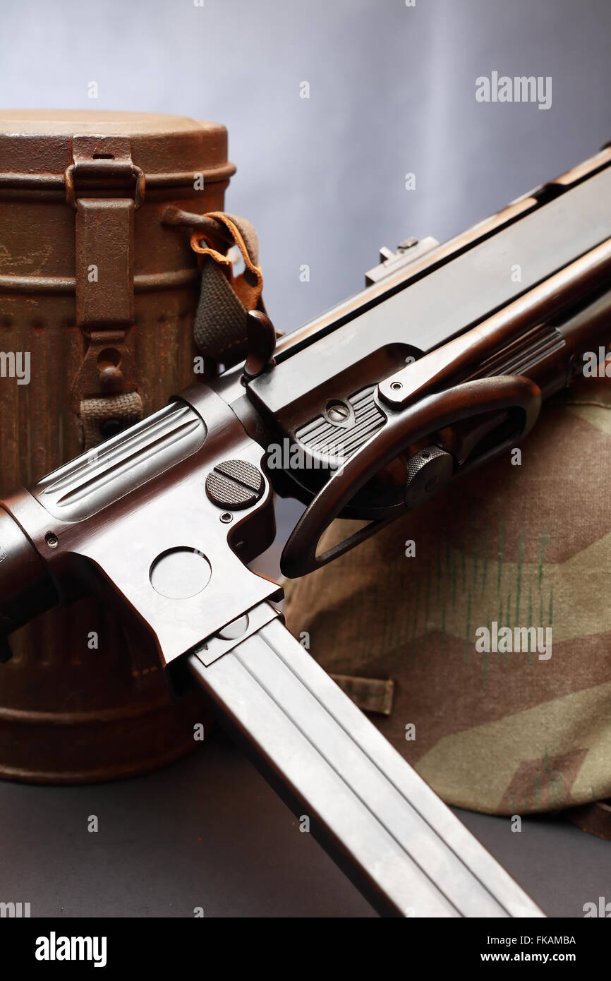 Mp 38 submachine gun hi-res stock photography and images - Alamy