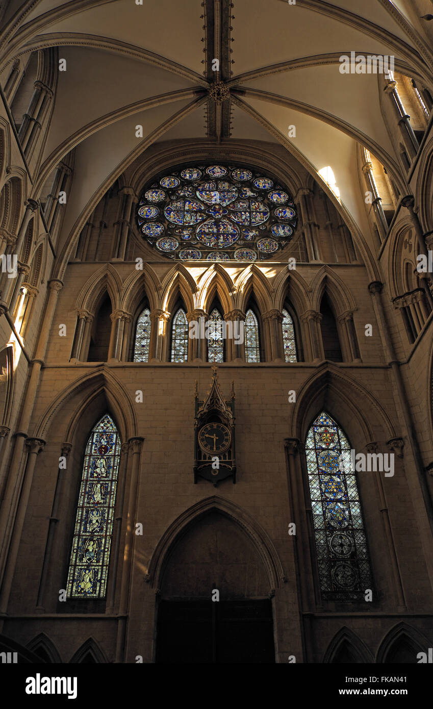 "Crazy vaults" and Rose window above lancet windows, Lincoln Cathedral ...