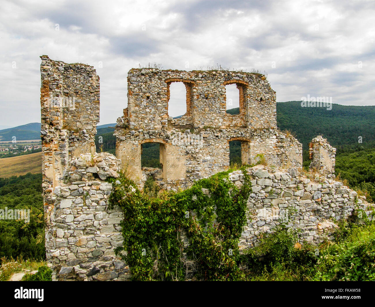 Oponice hi-res stock photography and images - Alamy