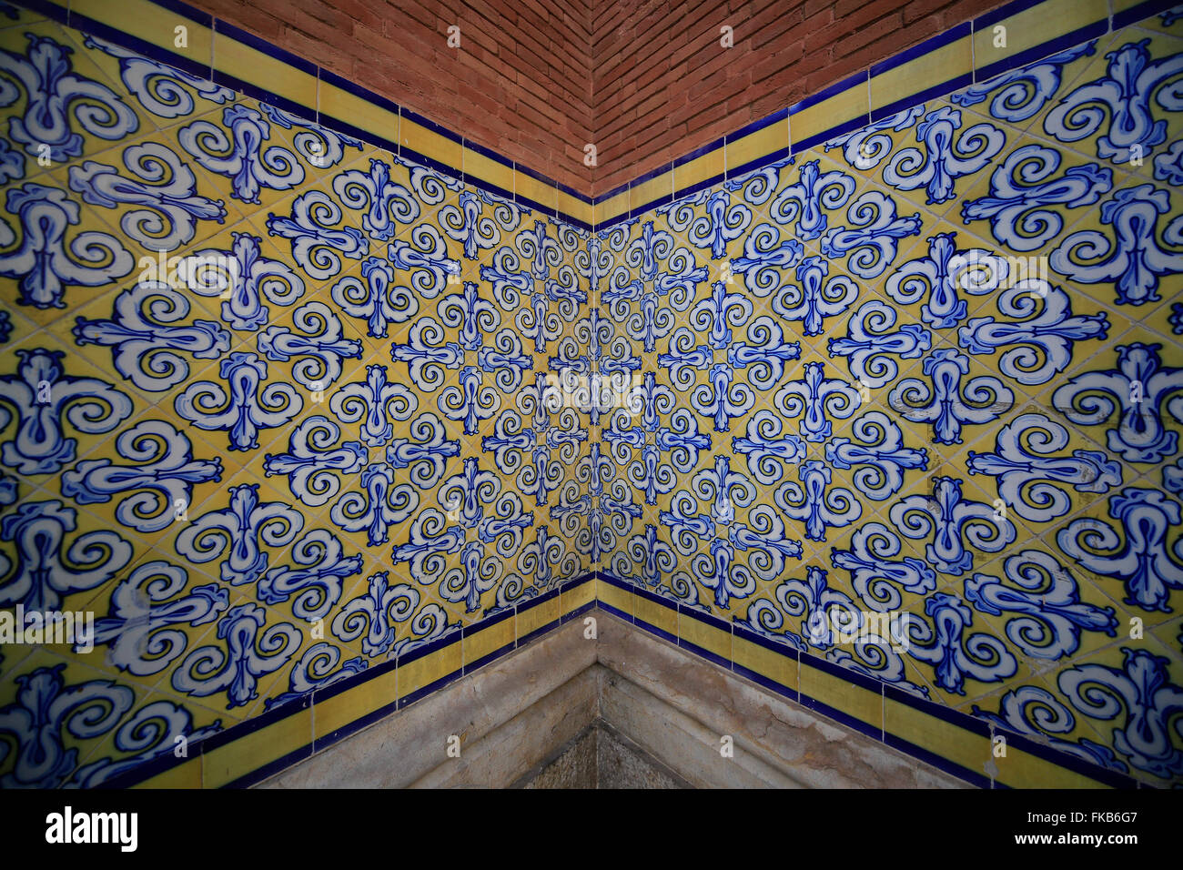 Spanish wall tiles hi-res stock photography and images - Alamy