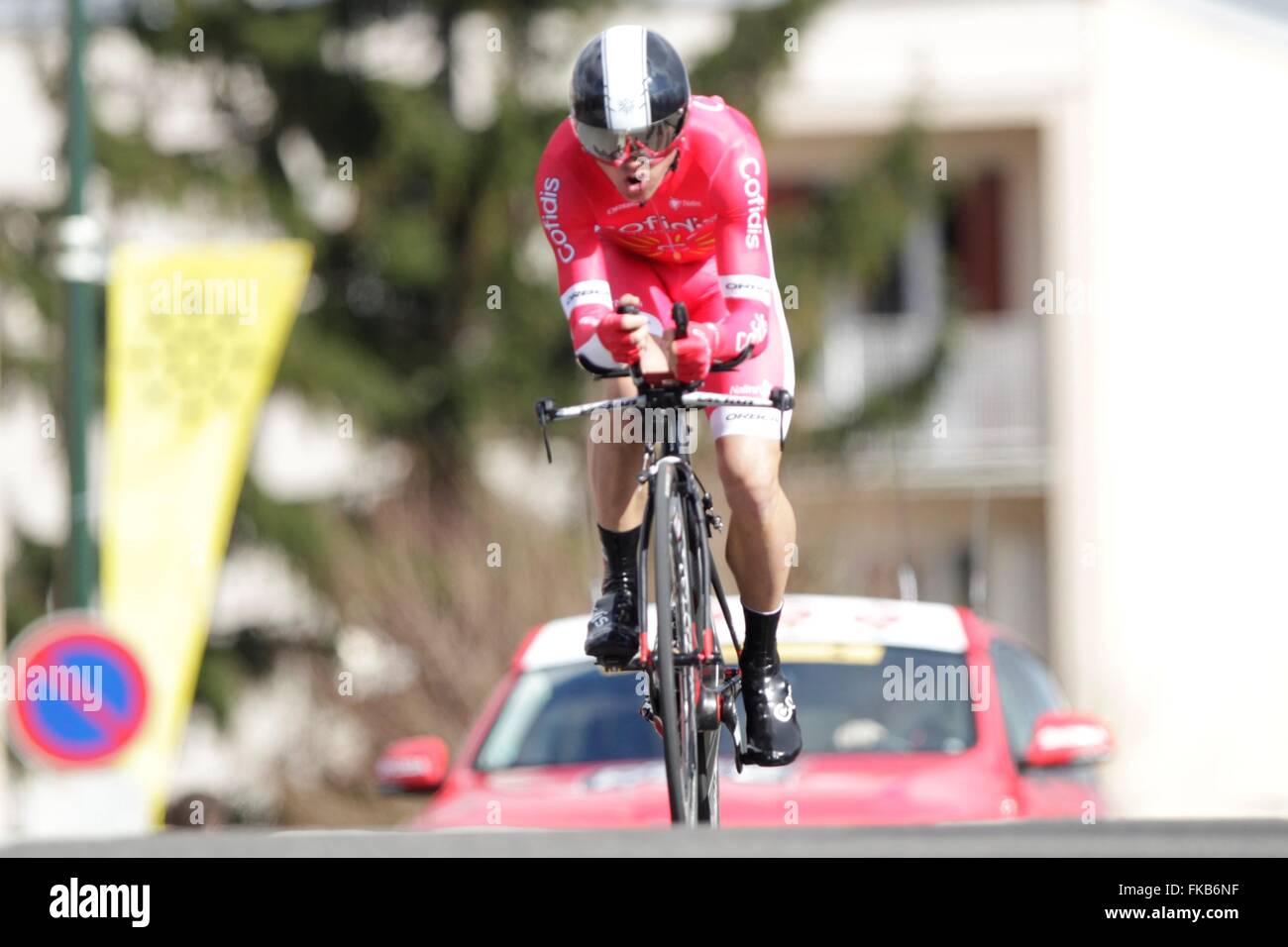 Julien Simon lors du prologue de Paris Nice le 06 mars 2016,à Conflans ...