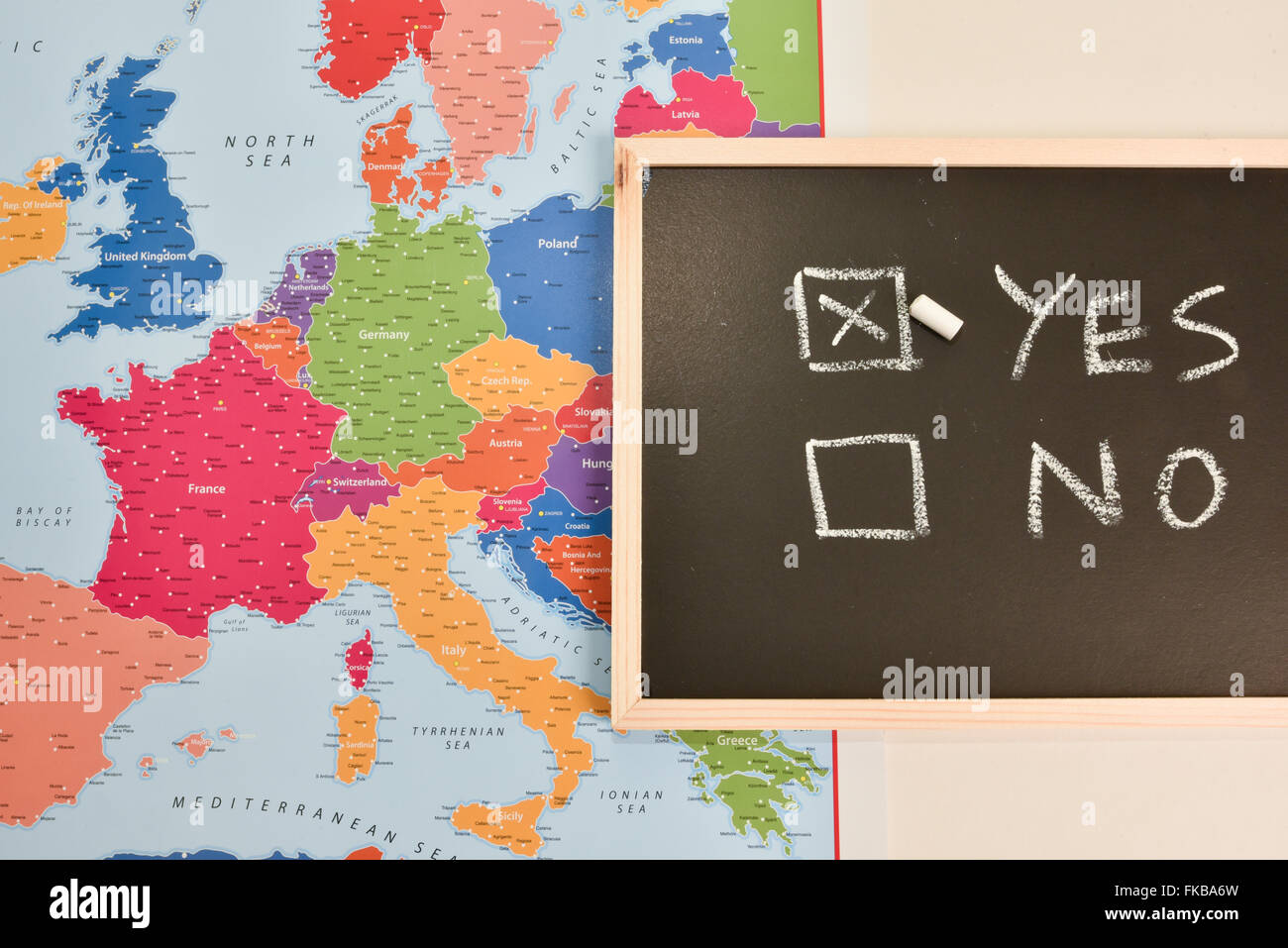 Brexit votes, map europe Stock Photo - Alamy