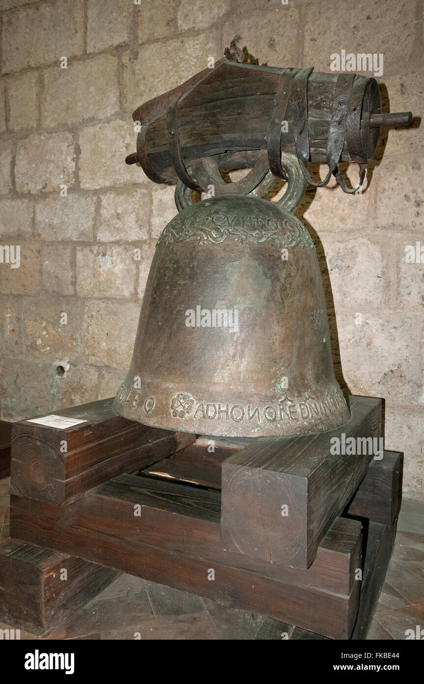 Bronze bell, Diocesan Museum of Holy Art (Museo Diocesano di Arte Sacra ...