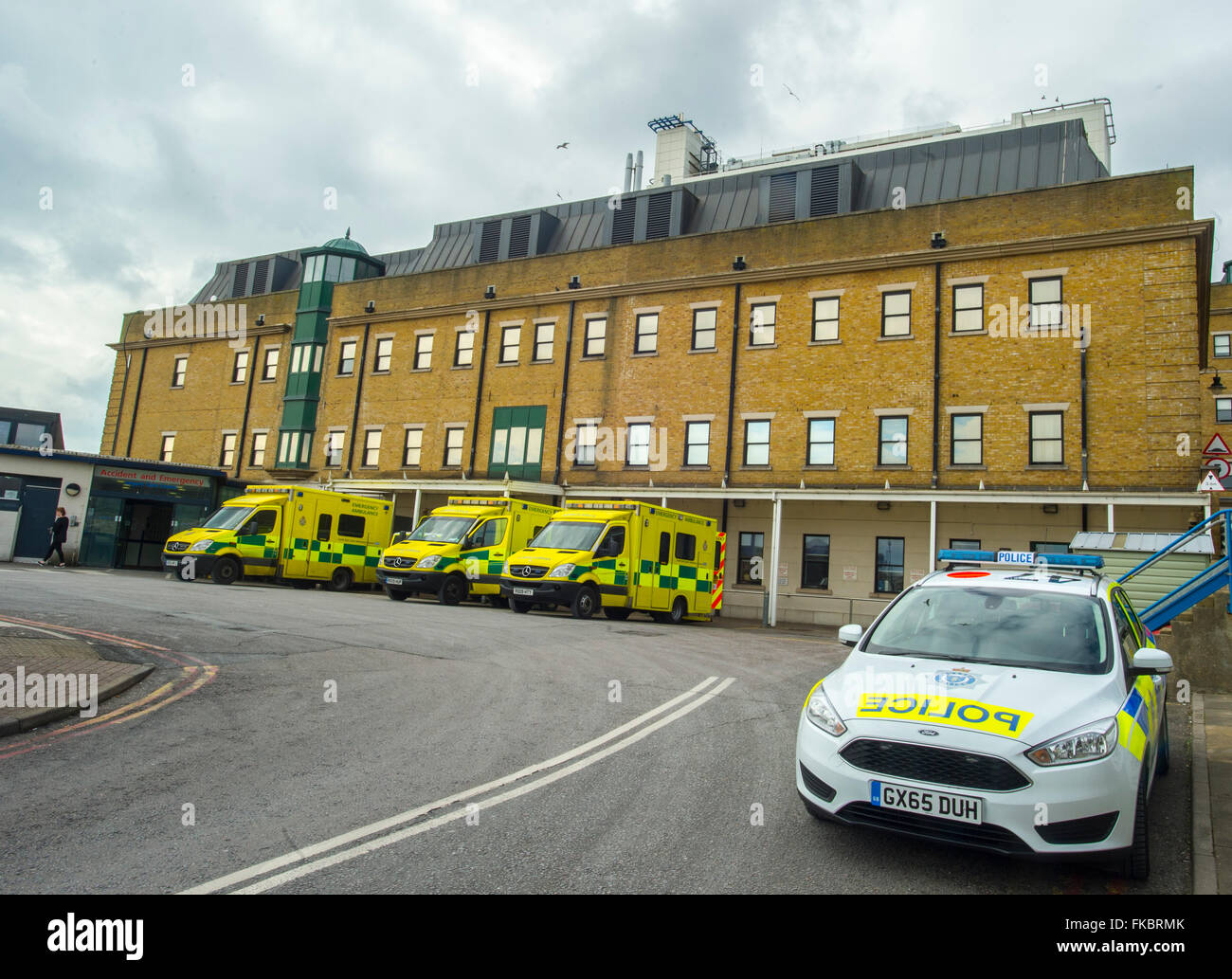Police royal sussex county hospital hi-res stock photography and images ...