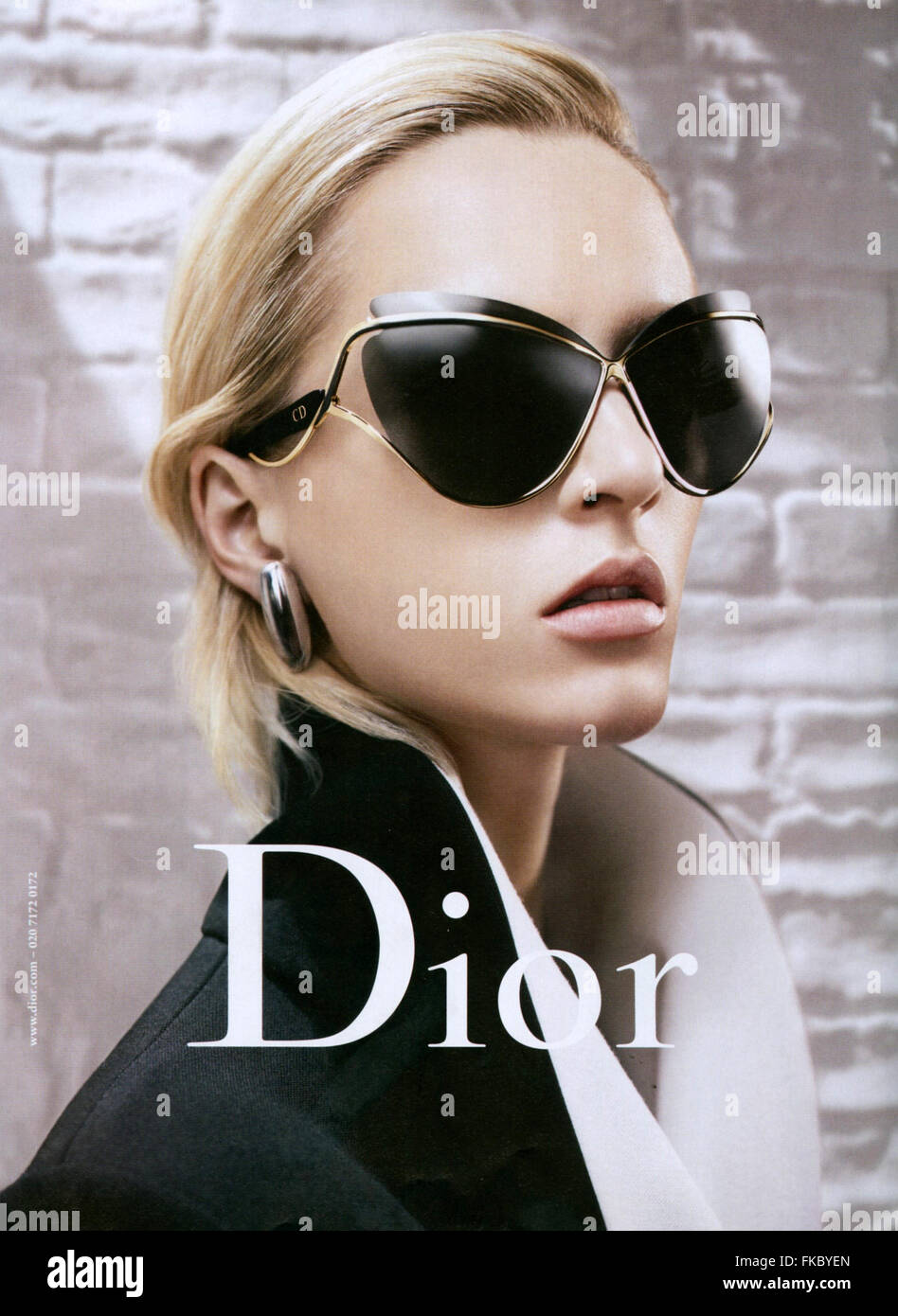 2010s uk christian dior magazine hi-res stock photography and images ...