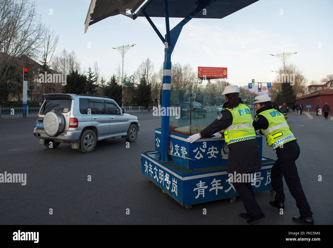 Traffic policewomen hi-res stock photography and images - Alamy