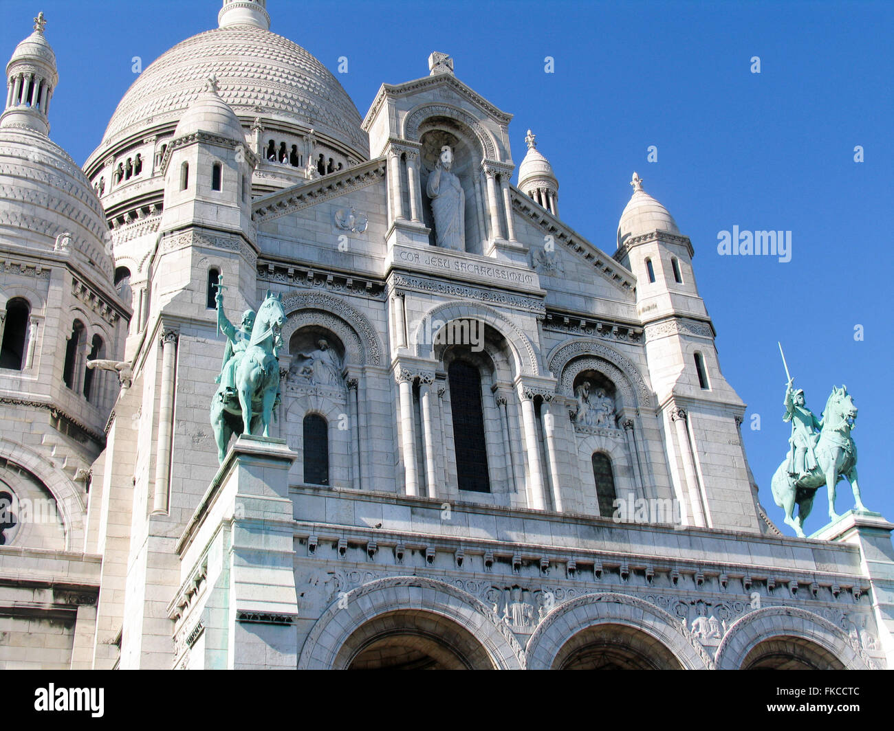 Bronze equestrian statues of Joan of Arc and King Louis IX over the ...