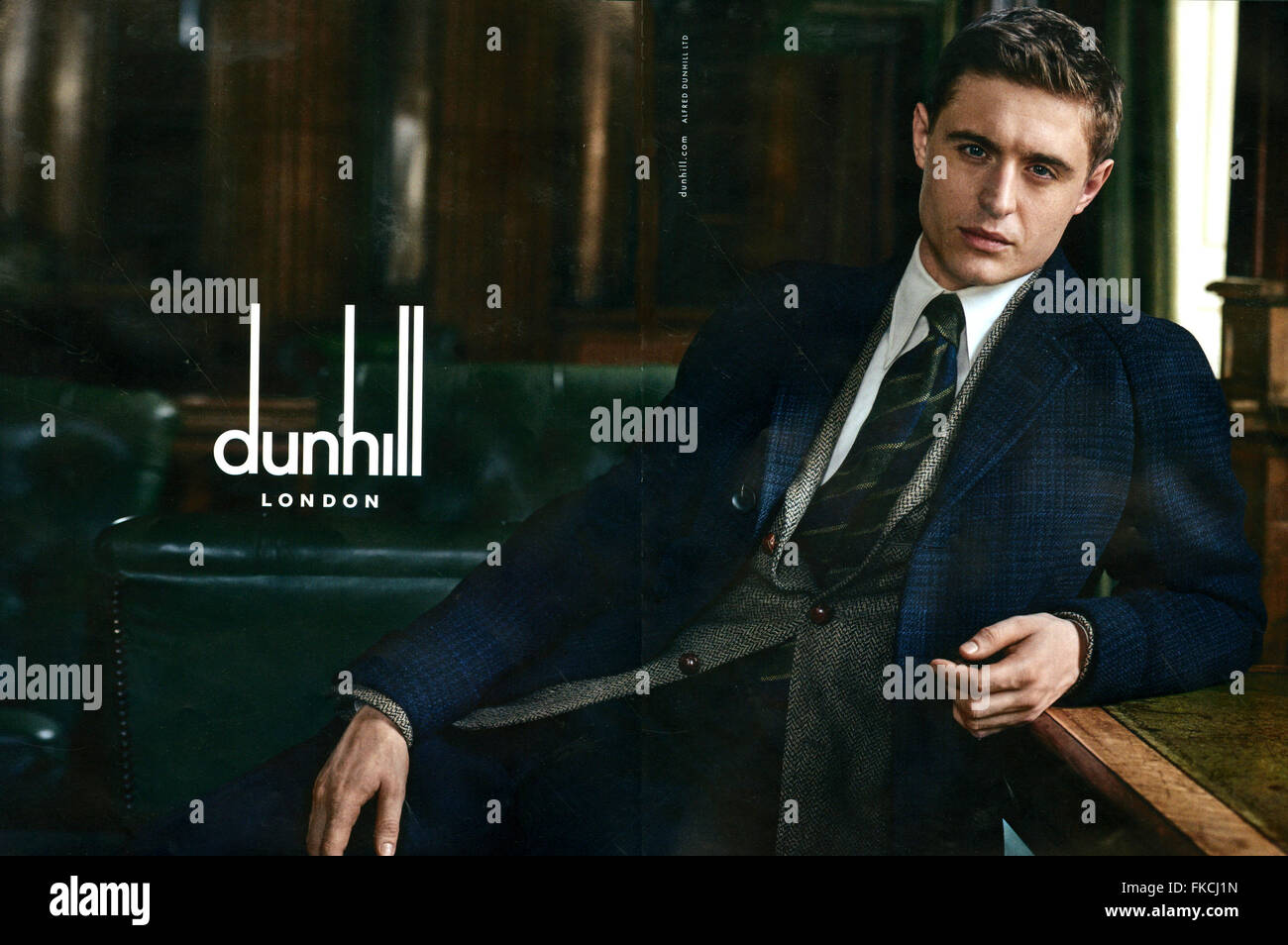 Dunhill advert hi-res stock photography and images - Alamy