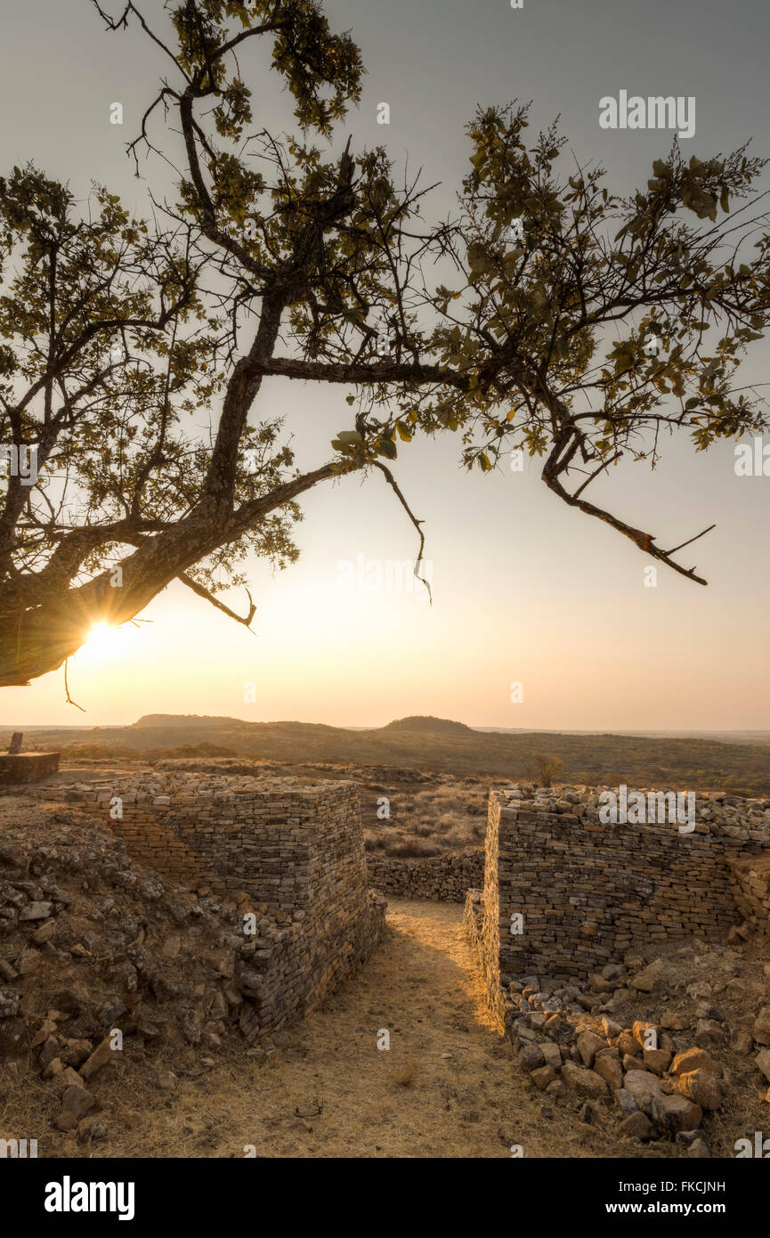 Naletale ruins in zimbabwe hi-res stock photography and images - Alamy