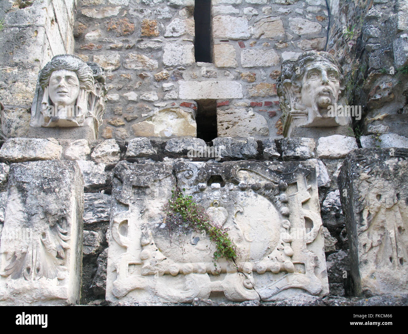 Stone sculptures hi-res stock photography and images - Alamy