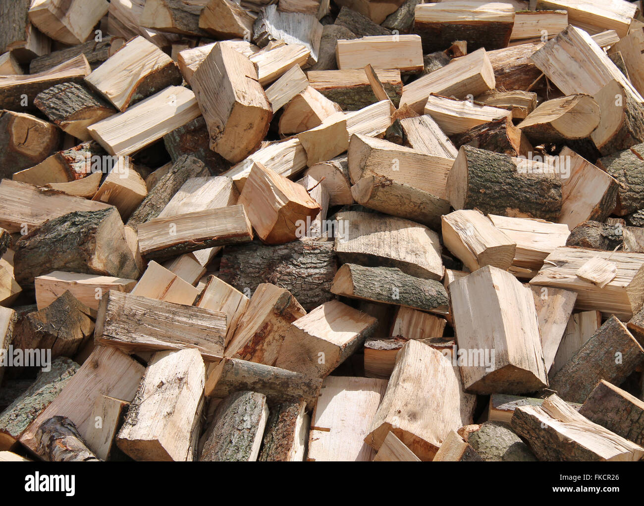 Firewood sticks hi-res stock photography and images - Alamy